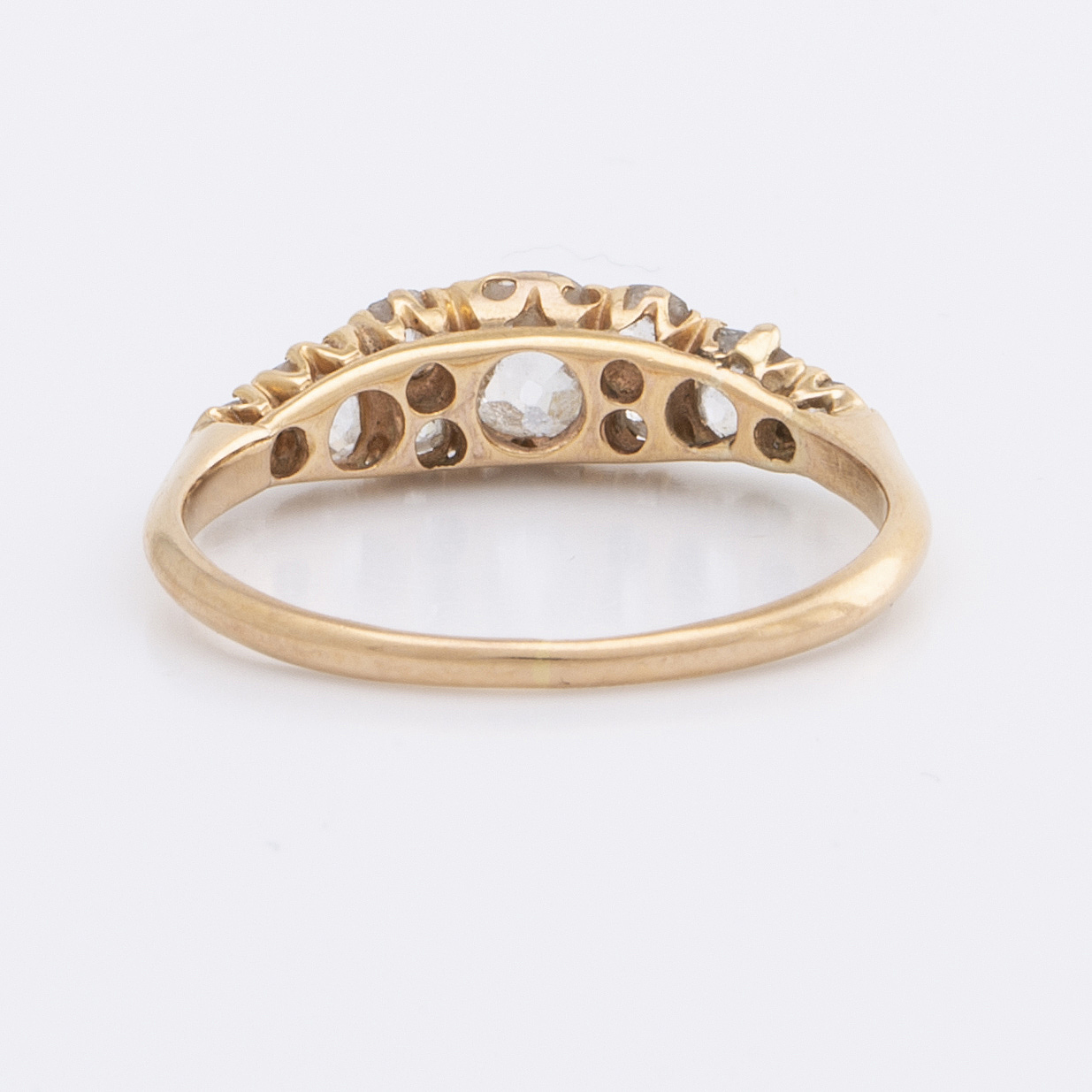 RING 18k guld m gammalslipade briljanter ca 1 ct totalt. - Bukowskis