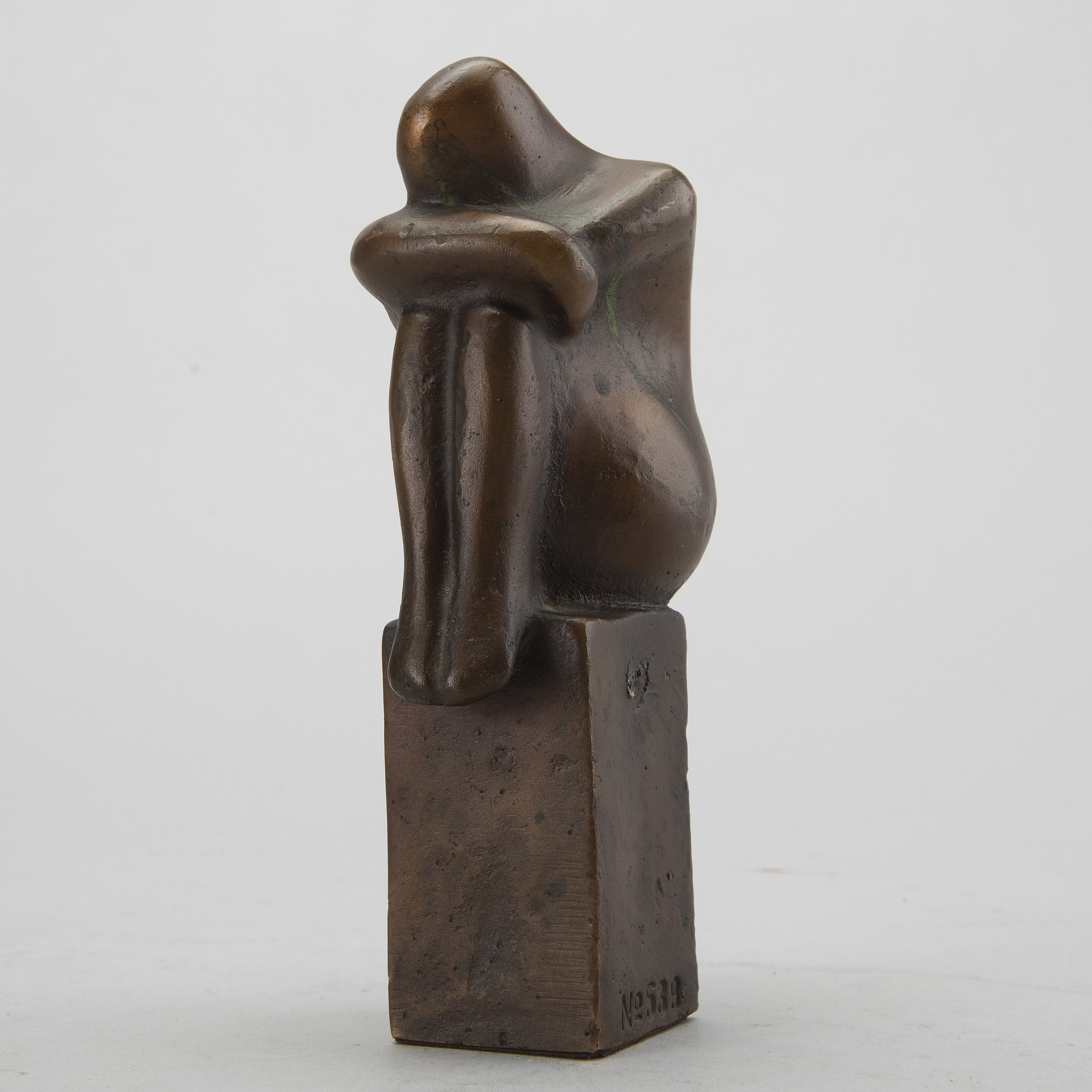 LISA LARSON, sculpture, bronze, signed and numbered 539. - Bukowskis