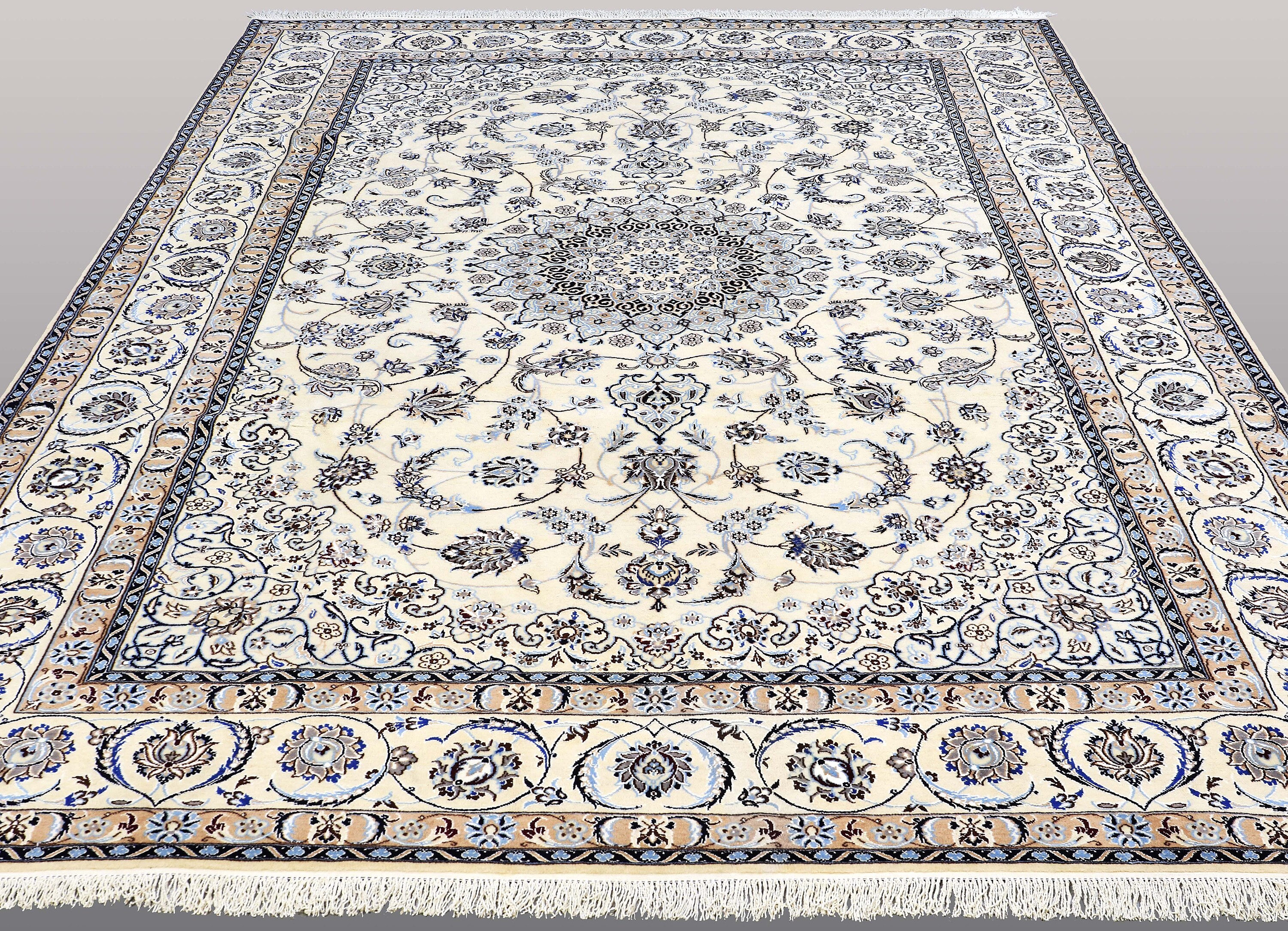 A CARPET, Nain part silk, s.k 9LAA, 350 x 252 cm. - Bukowskis