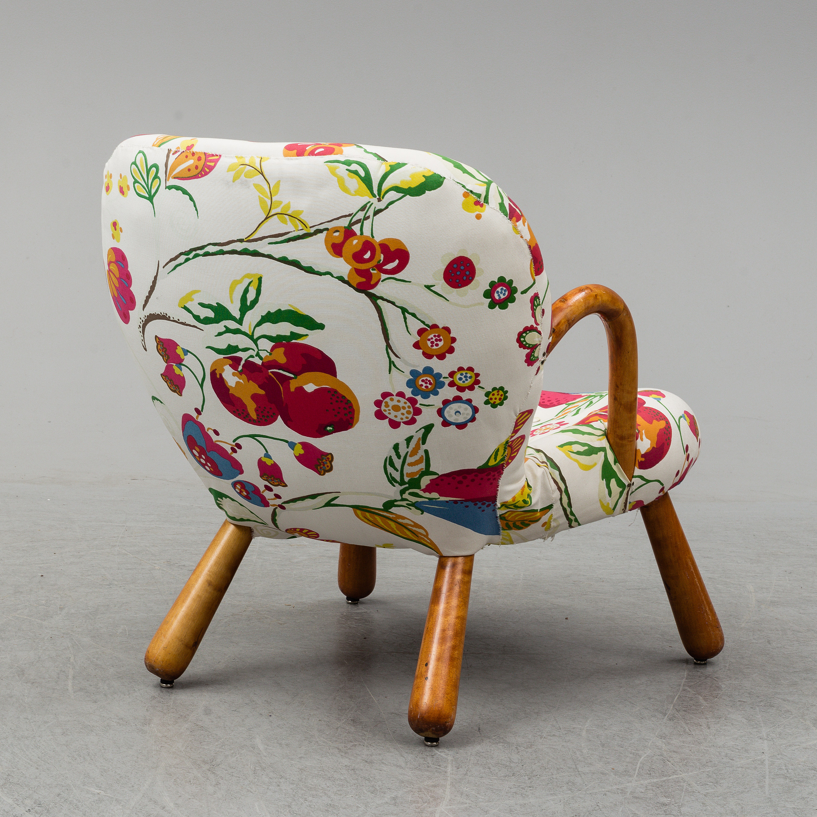 Philip Arctander, tillskriven, fåtölj, "Clam Chair" / "Muslinge", 1940/ ...