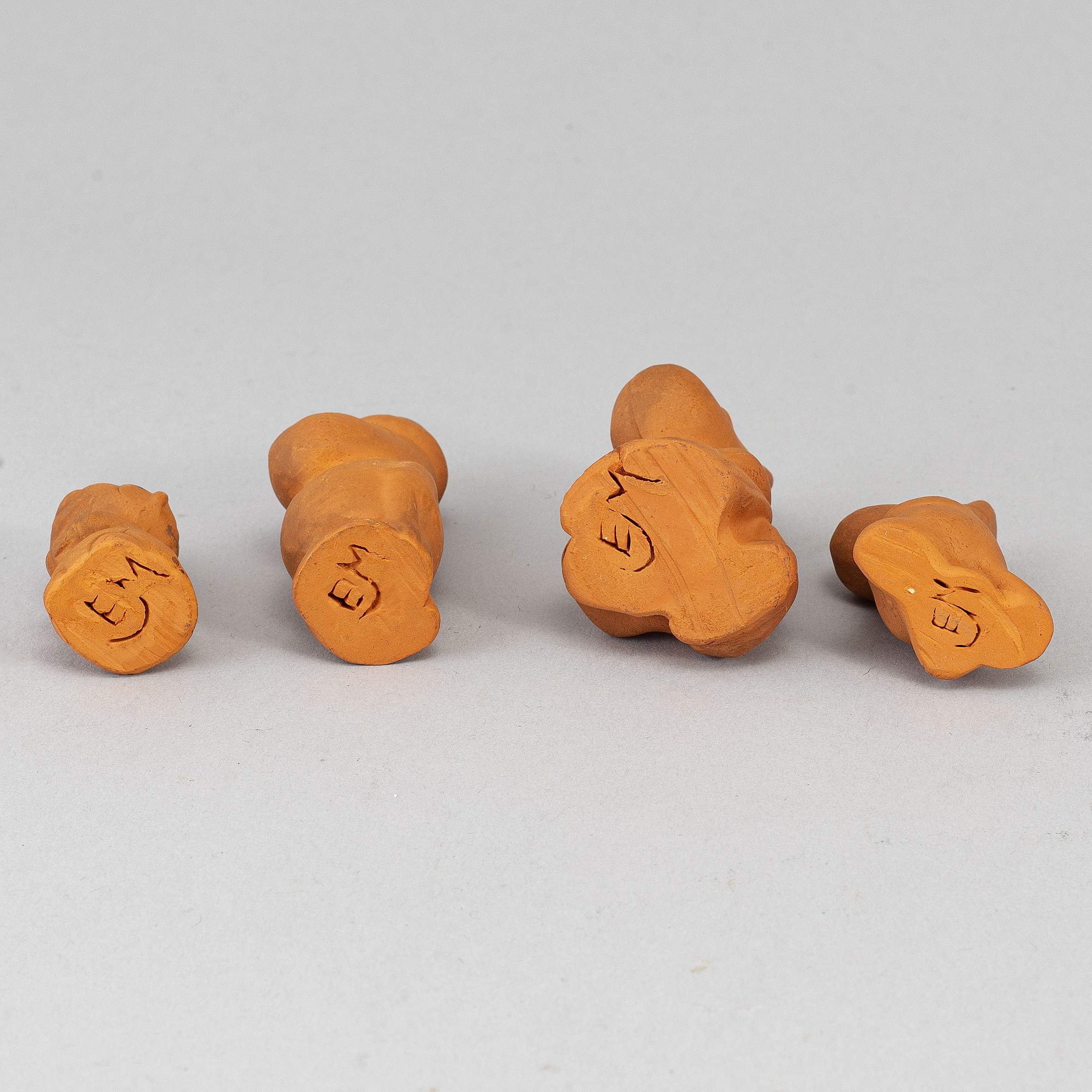 SIGNE HAMMARSTEN-JANSSON, muminfigurer 4 st, keramik. - Bukowskis