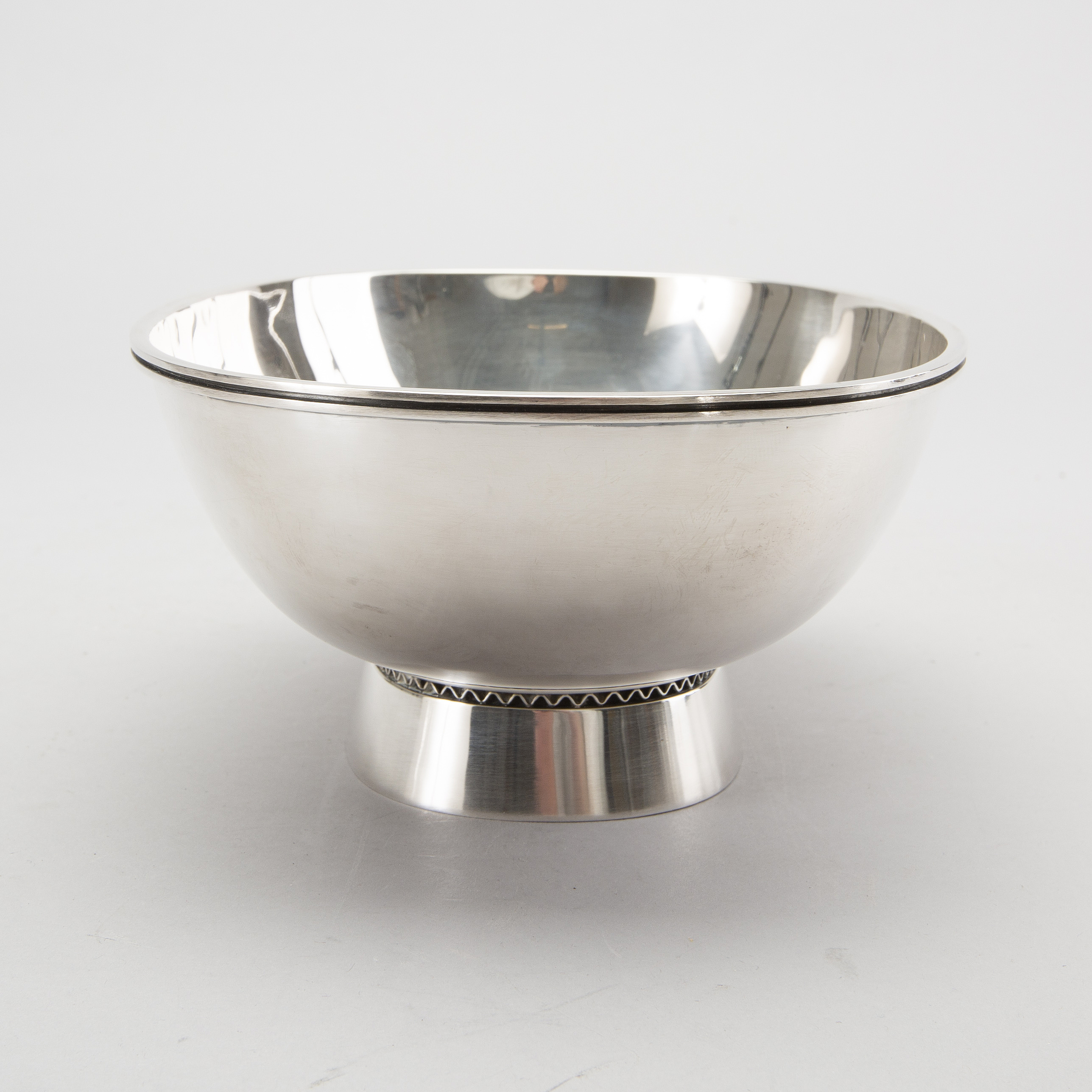 HELGE LINDGREN K Andersson skål sterling silver Stockholm 1955. - Bukowskis