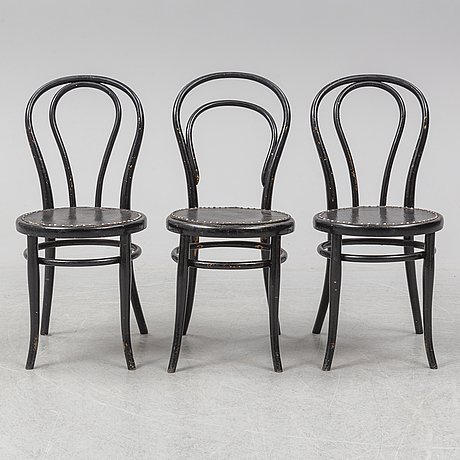 STOLAR, 3 st, varav 2 etikettmärkta Thonet. - Bukowskis