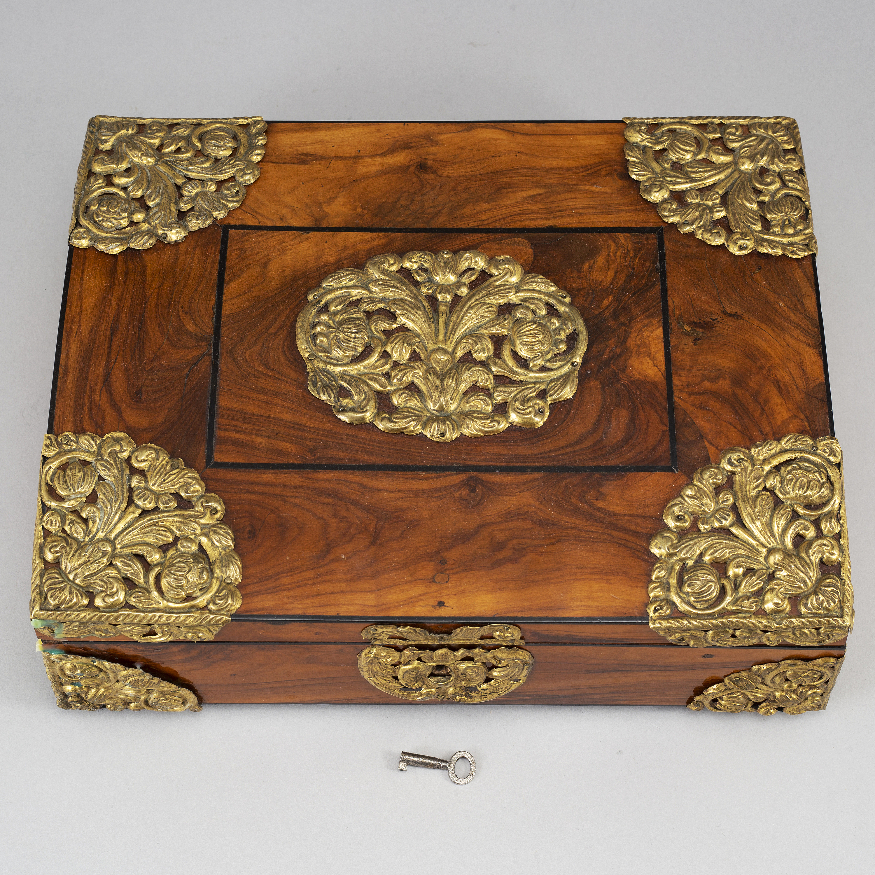 A 18th Century Baroque box with brass mountings. - Bukowskis