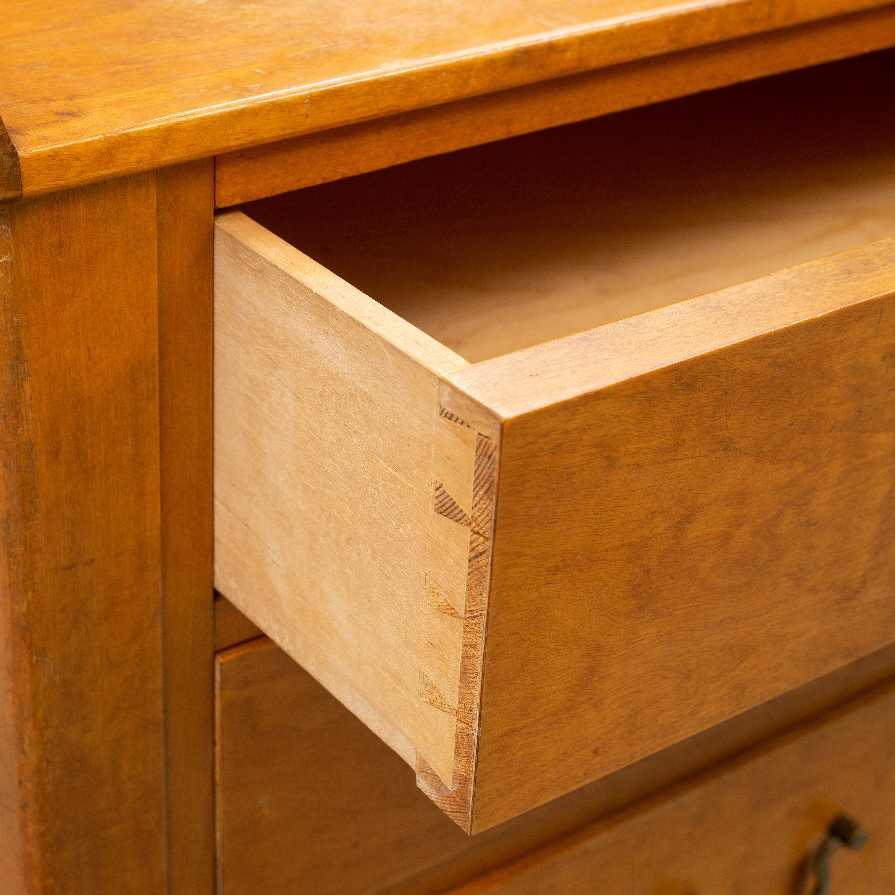 A 1930s-40s dressing table. - Bukowskis