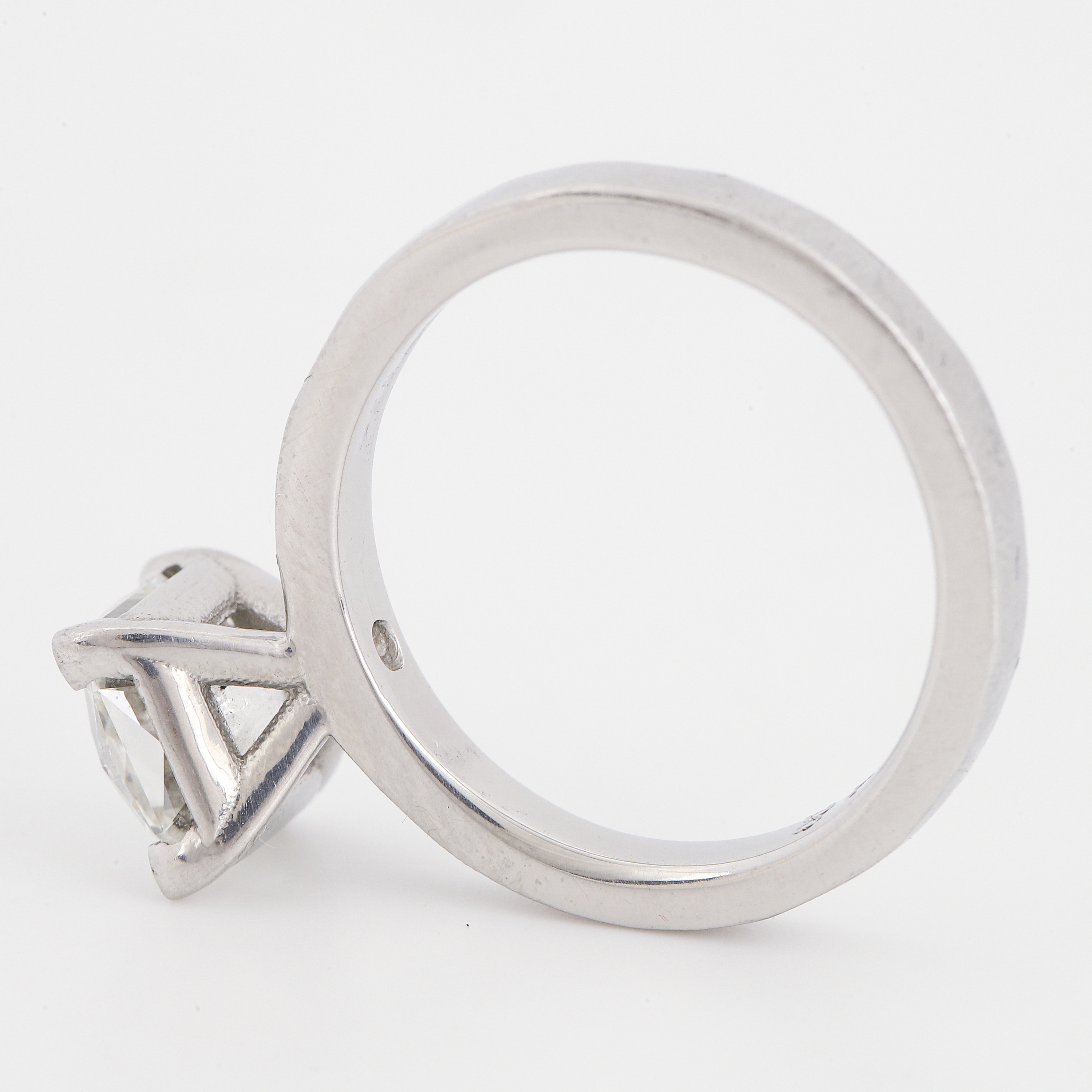 Platinum and flanders-cut diamond 1,58 ct. Elin Design Jewellery ...