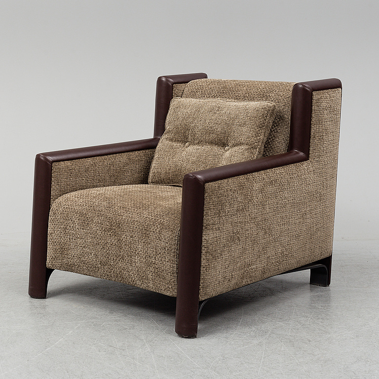 A contemporary 'Ginevra' lounge chair by Romeo Sozzi for Promemoria ...
