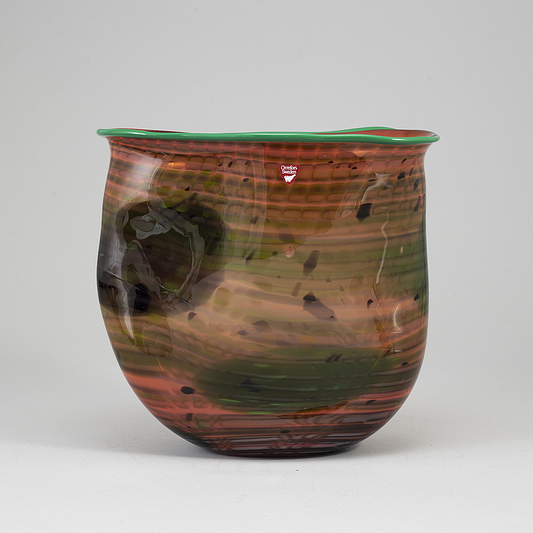 A Gunnar Cyren vase for Orrefors. - Bukowskis