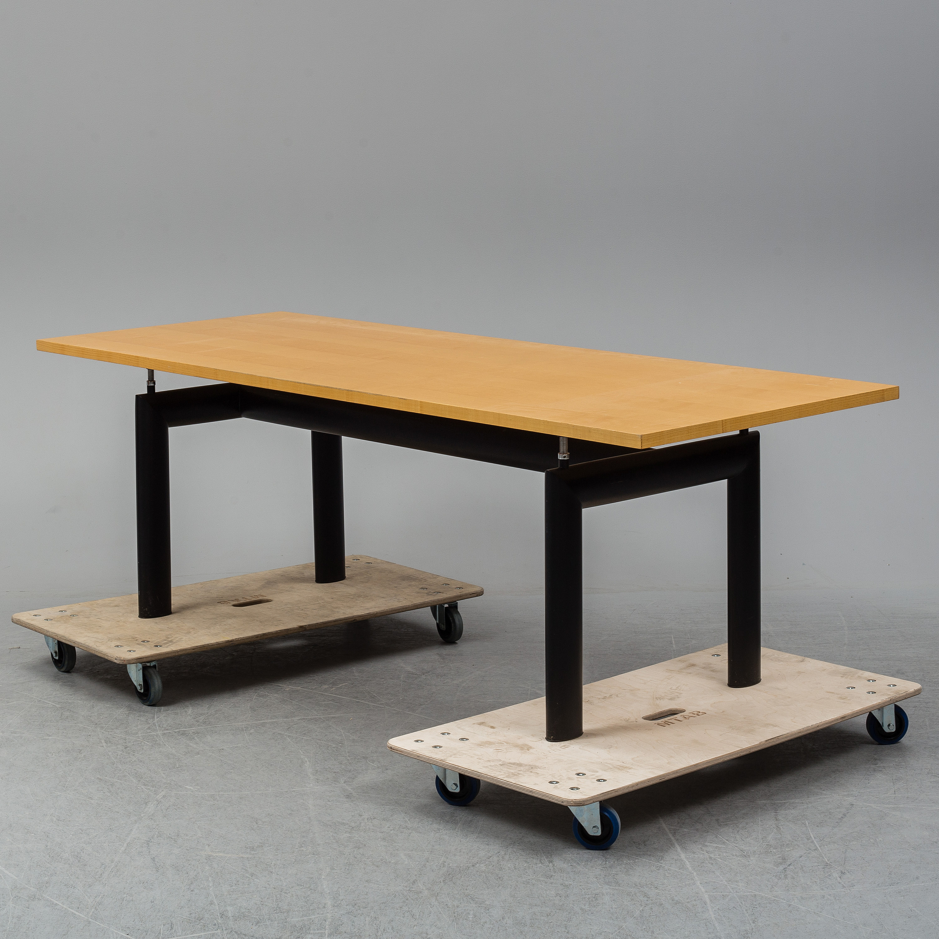 LE CORBUSIER, 'LC 6', Cassina, Italy. - Bukowskis
