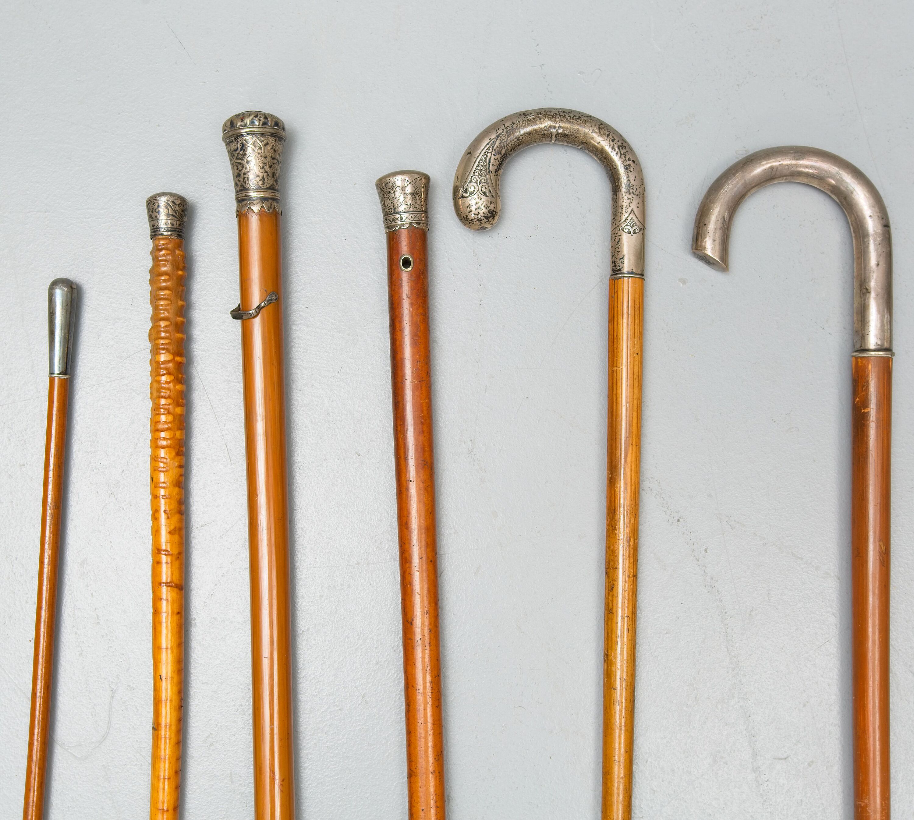 A set of ten 20th century walking-canes. - Bukowskis