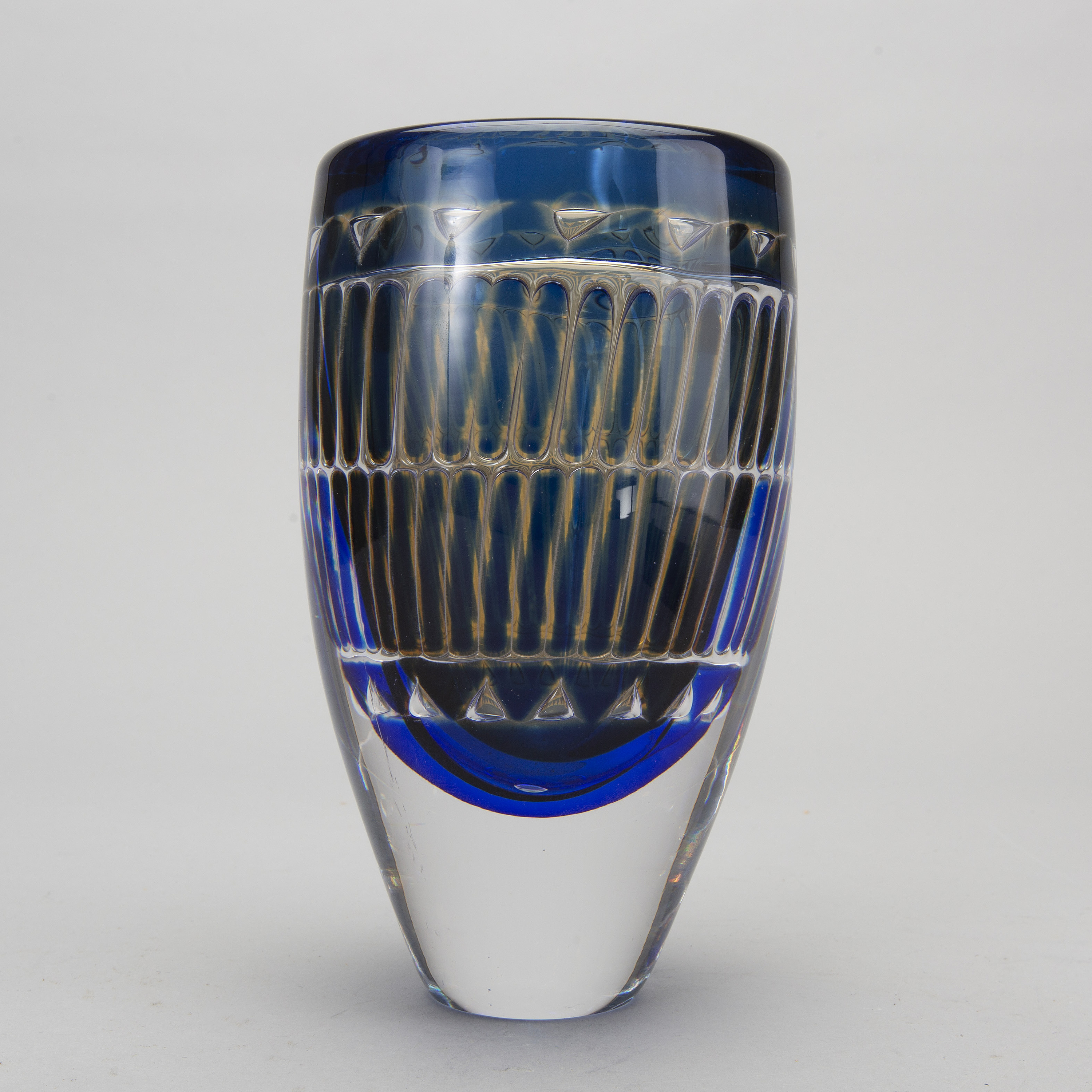 INGEBORG LUNDIN, vas, glas, Ariel, Orrefors, signerad, no 628A. - Bukowskis