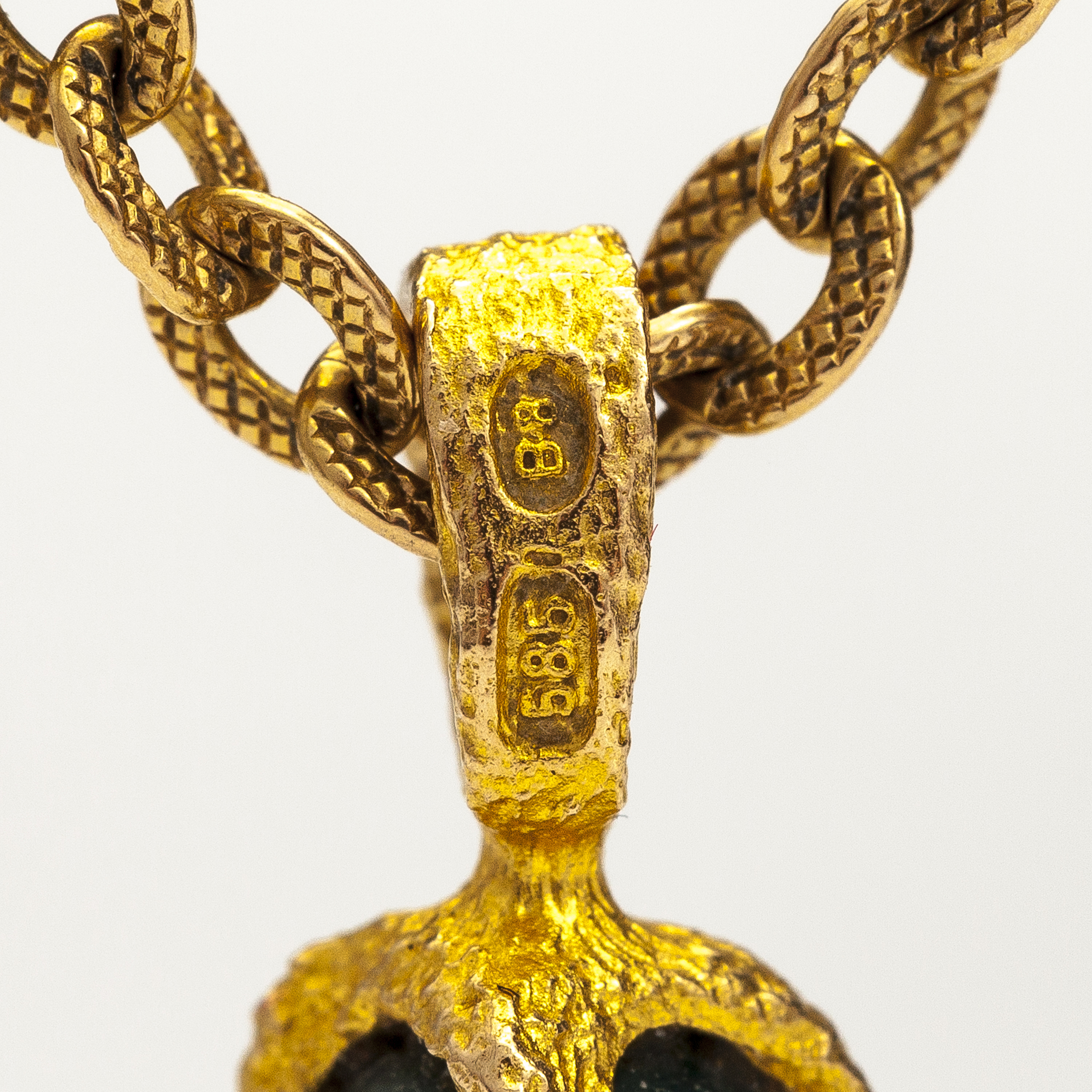 BJÖRN WECKSTRÖM, RIIPUS "Kultasammal", 14K kultaa, sammalakaatti ...