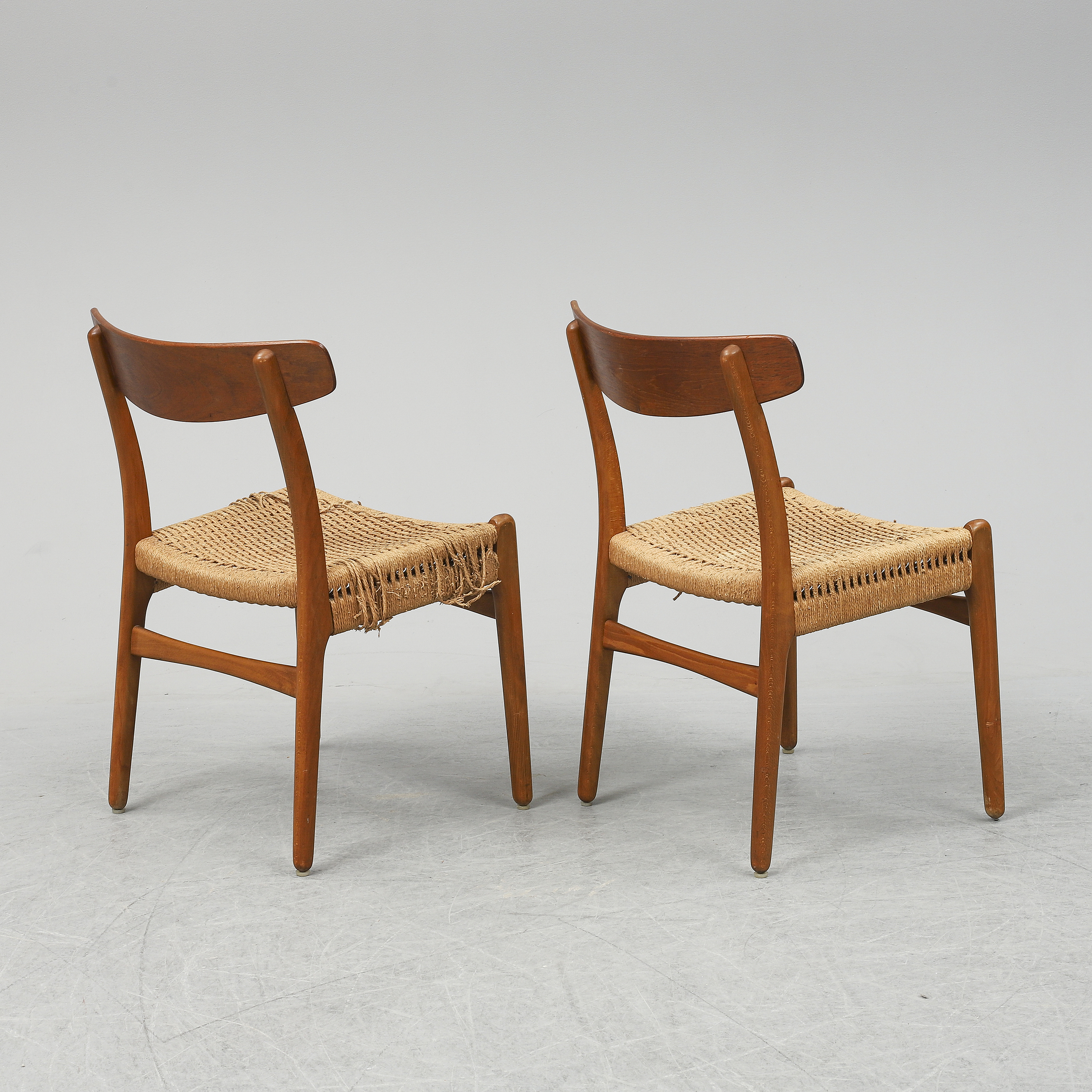 HANS J. WEGNER, stolar, 2 st, "Spisestolen", CH-23, Danmark. - Bukowskis