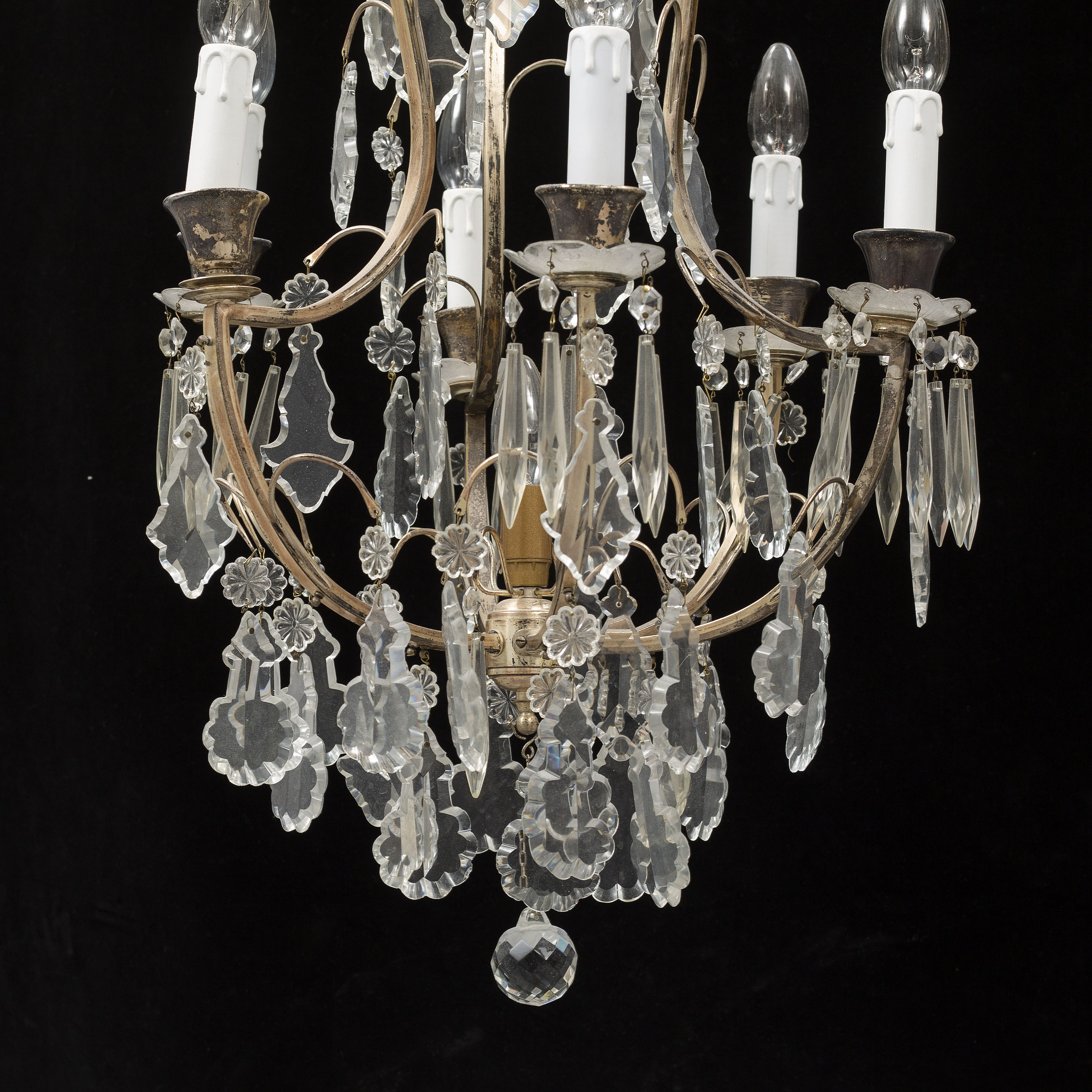A rococo style chandelier, second half of the 20th century. - Bukowskis