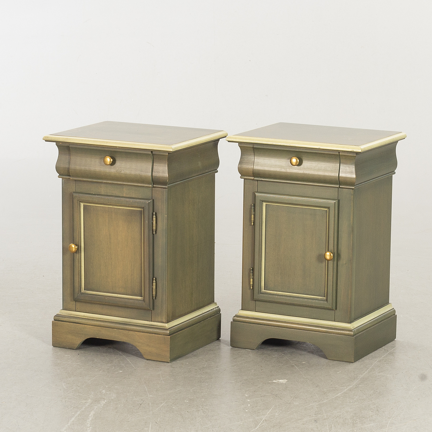 SÄNGBORD, ett par, Selva, Italien. - Bukowskis