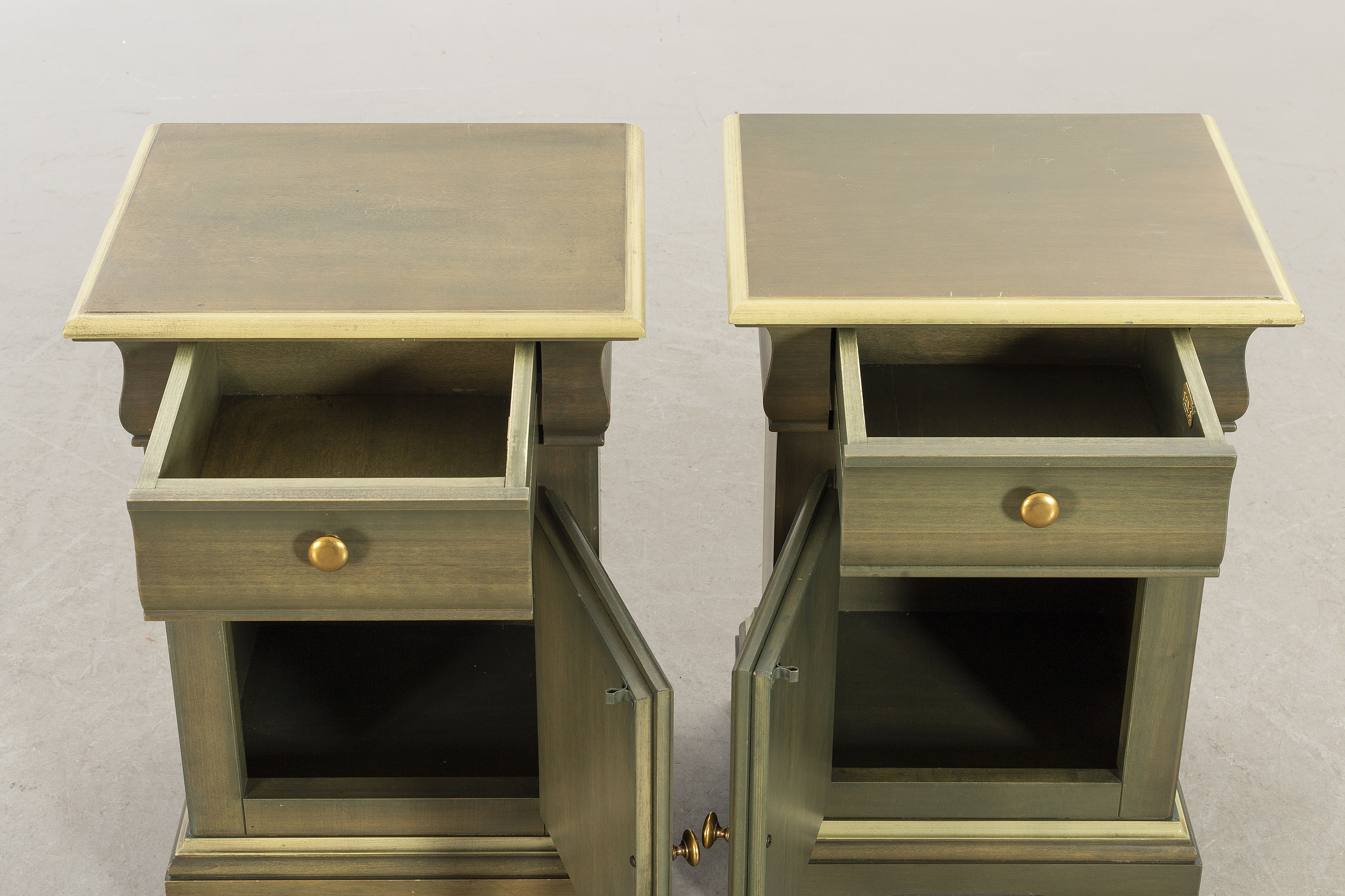 SÄNGBORD, ett par, Selva, Italien. - Bukowskis