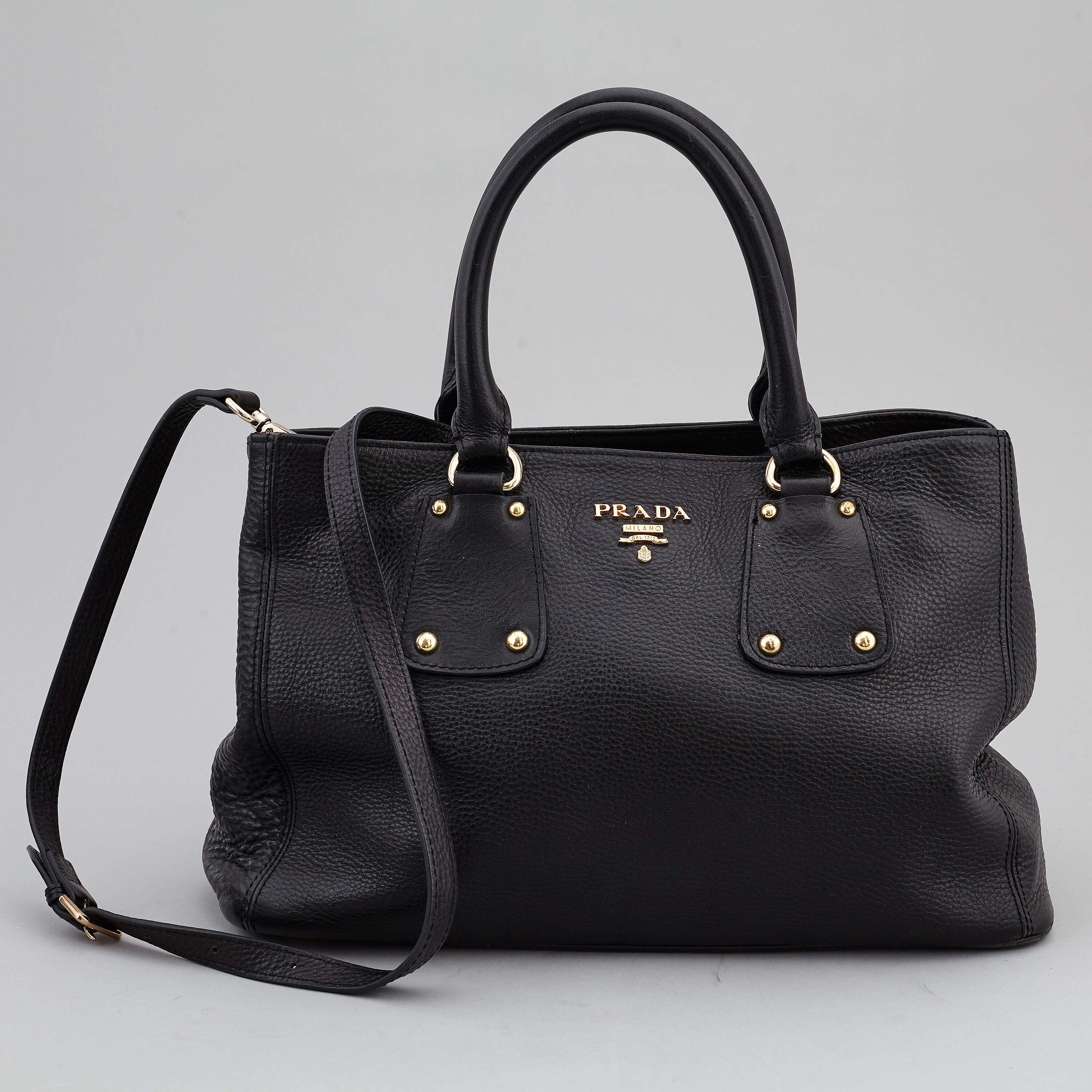 PRADA, väska. - Bukowskis