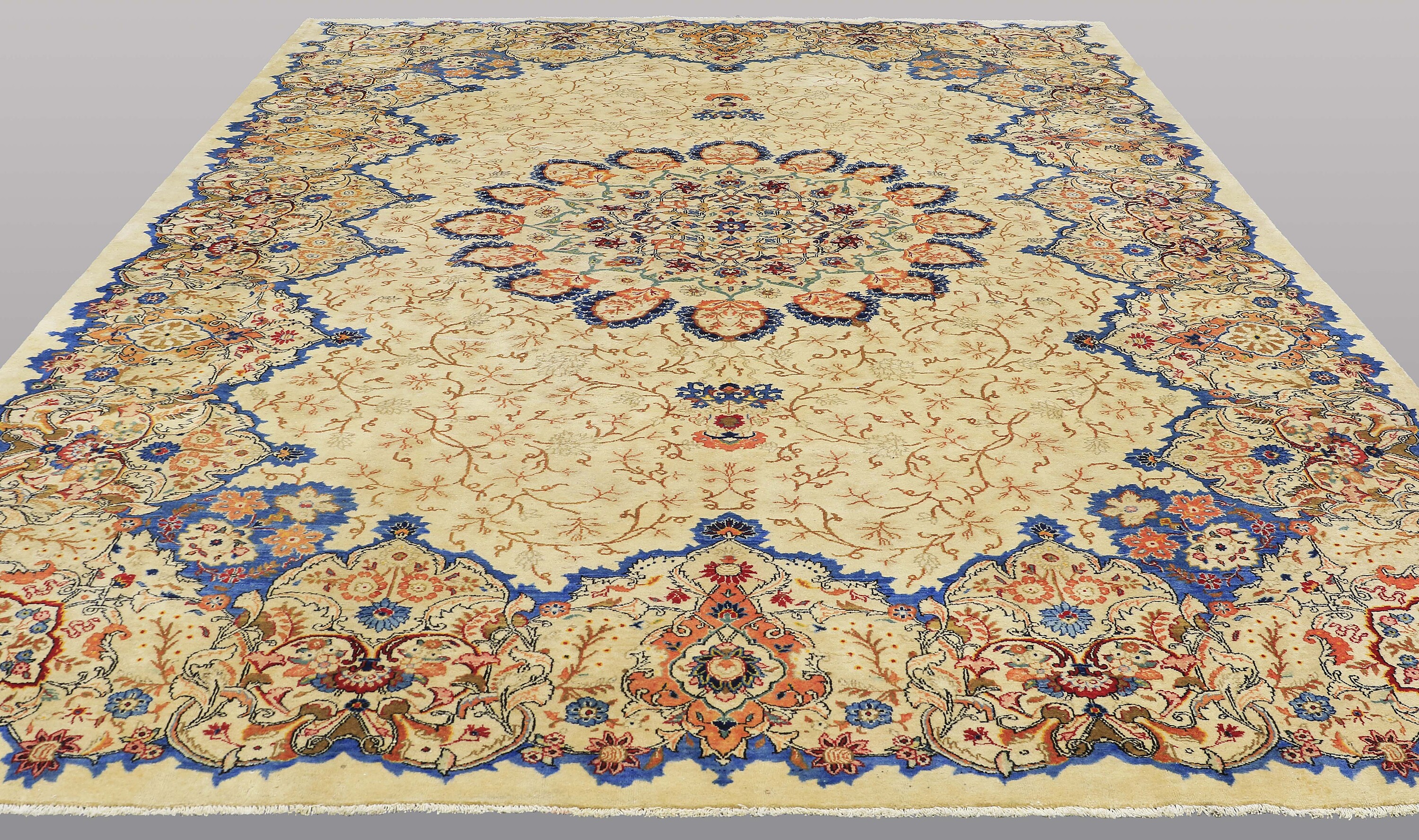 A CARPET, so called Royal keshan, 400 x 285 cm. - Bukowskis