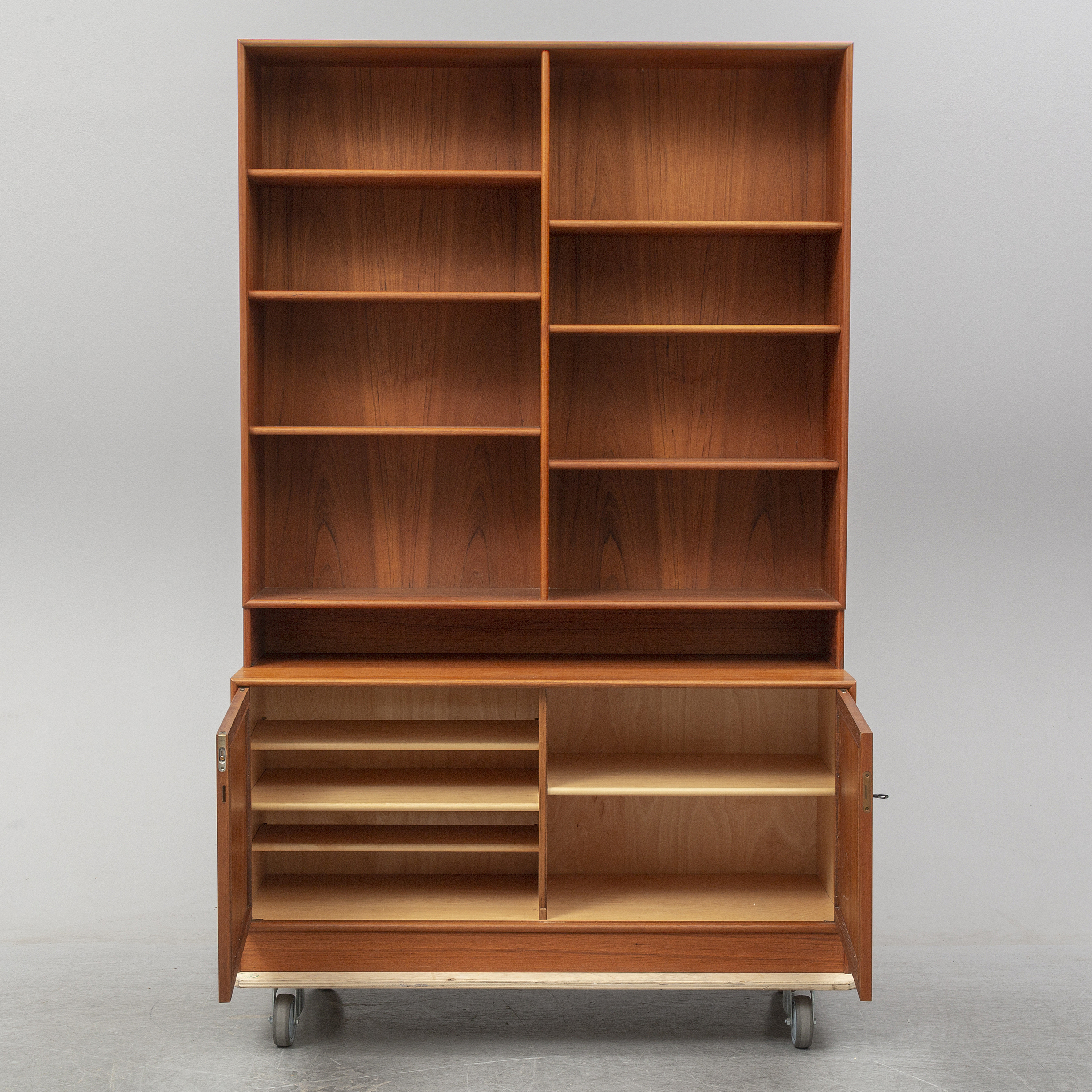 A 1960's teak shelf by Alf Svensson, Bjästa. - Bukowskis