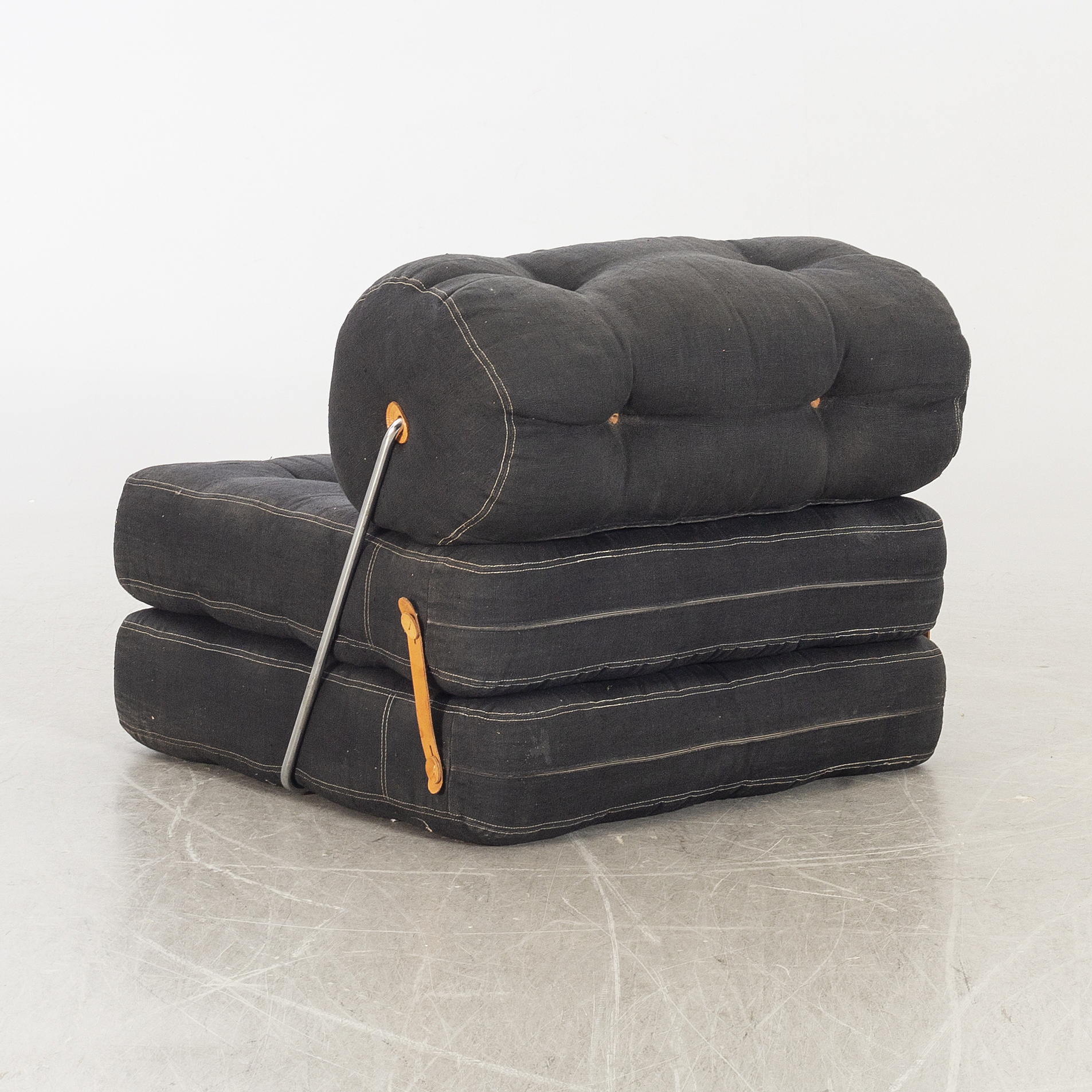 GILLIS LUNDGREN EASY CHAIR "TAJT" FOR IKEA 1970'S. - Bukowskis