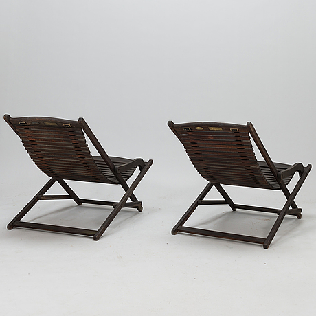 A pair of late 20th century Scandinavian Design Jutlandia deck chairs ...