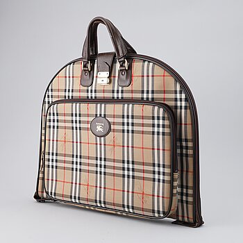 BURBERRY, garment cover. - Bukowskis