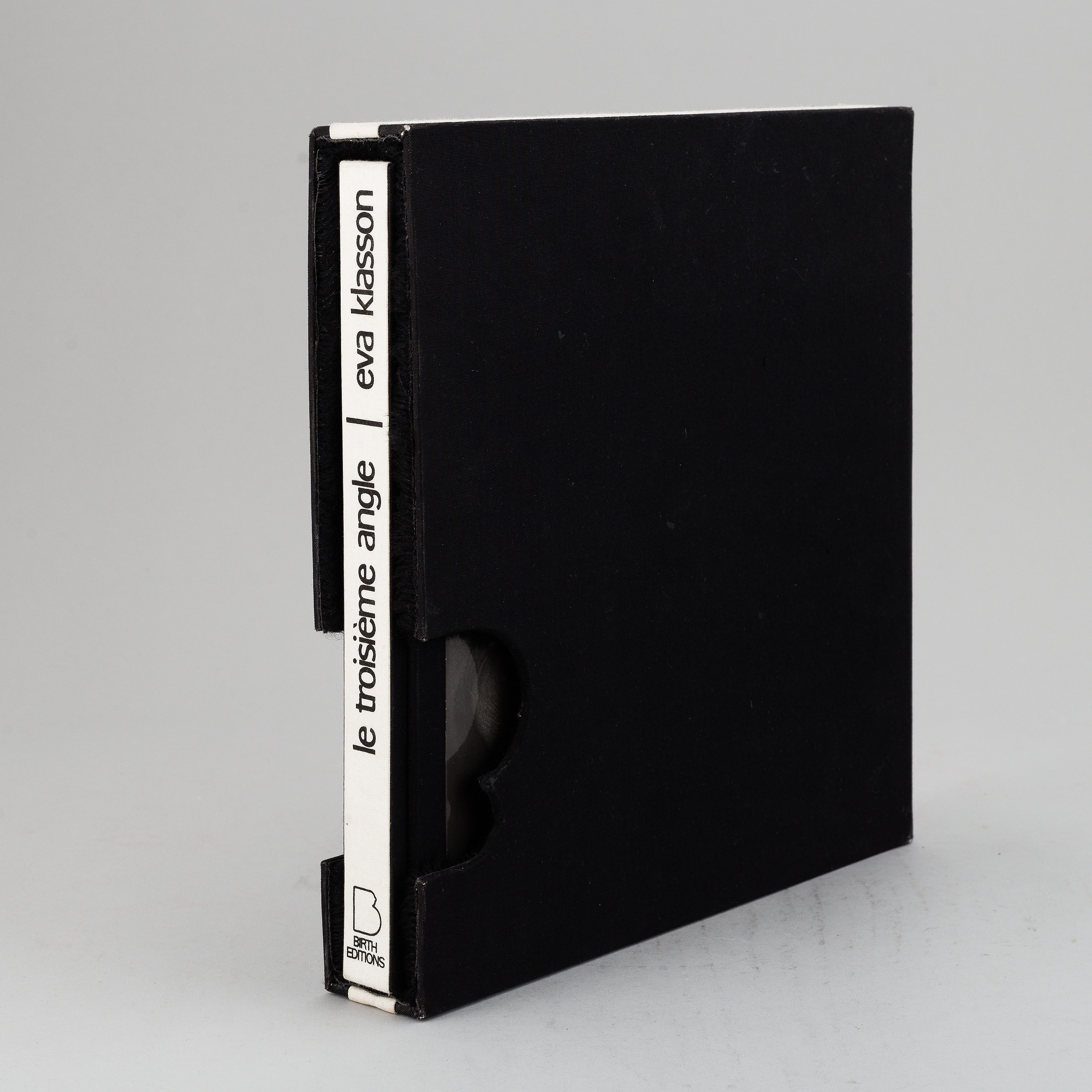 EVA KLASSON, fotobok, "Le troisième angle", 1976. - Bukowskis