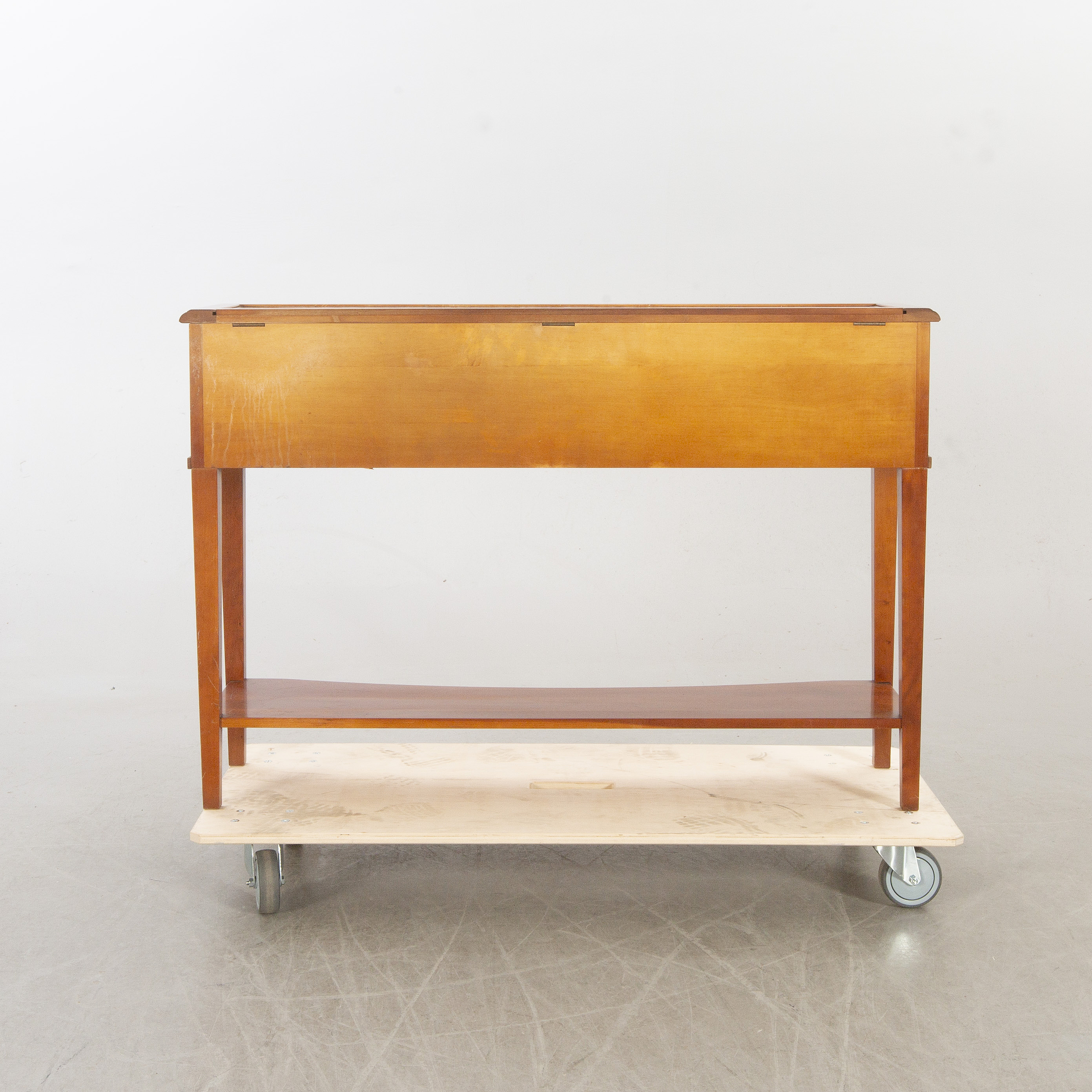 SIDEBOARD/MONTERBORD, Grange, Frankrike, 1900-talets andra hälft ...