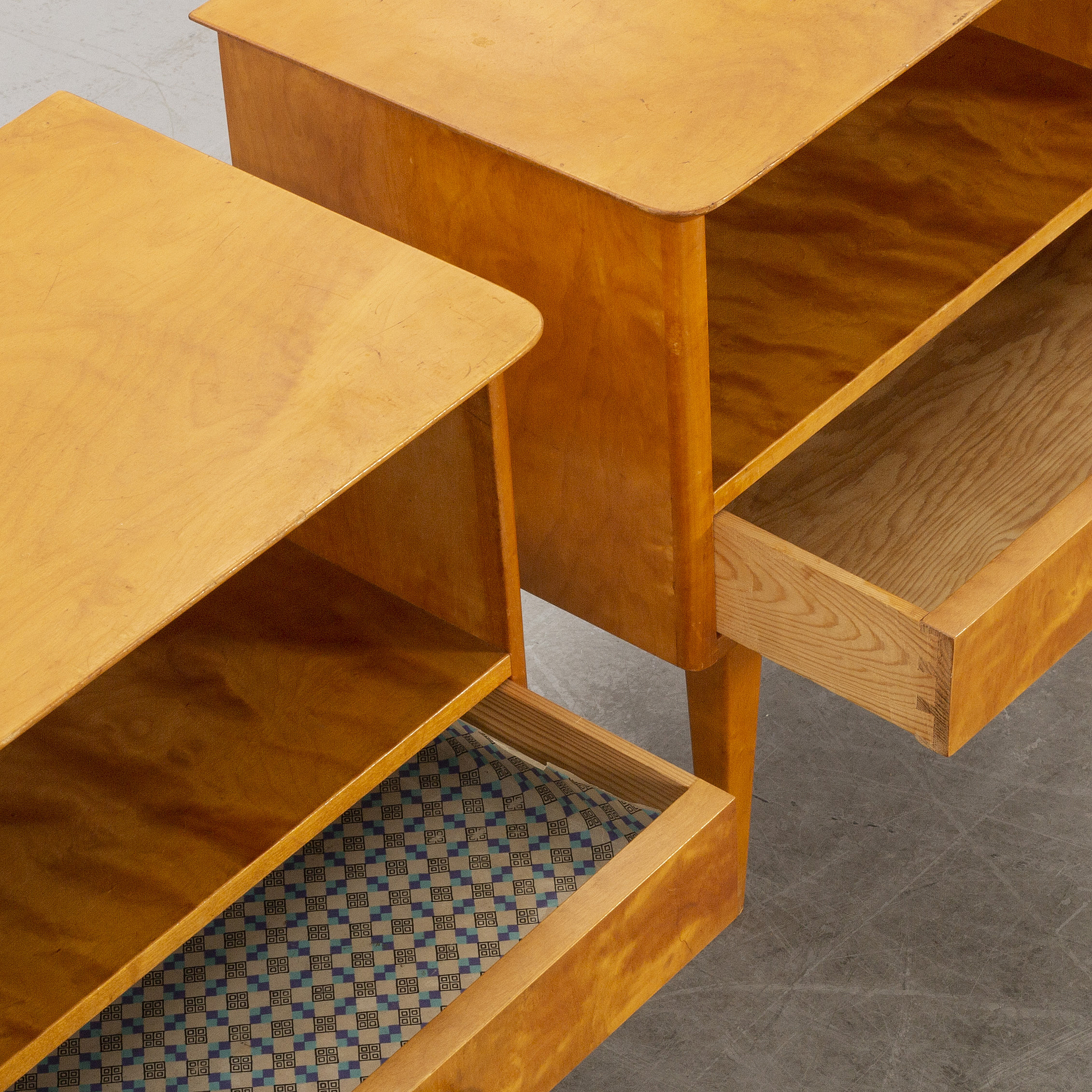 SÄNGBORD, ett par, Swedish modern, 1940/50-tal. - Bukowskis