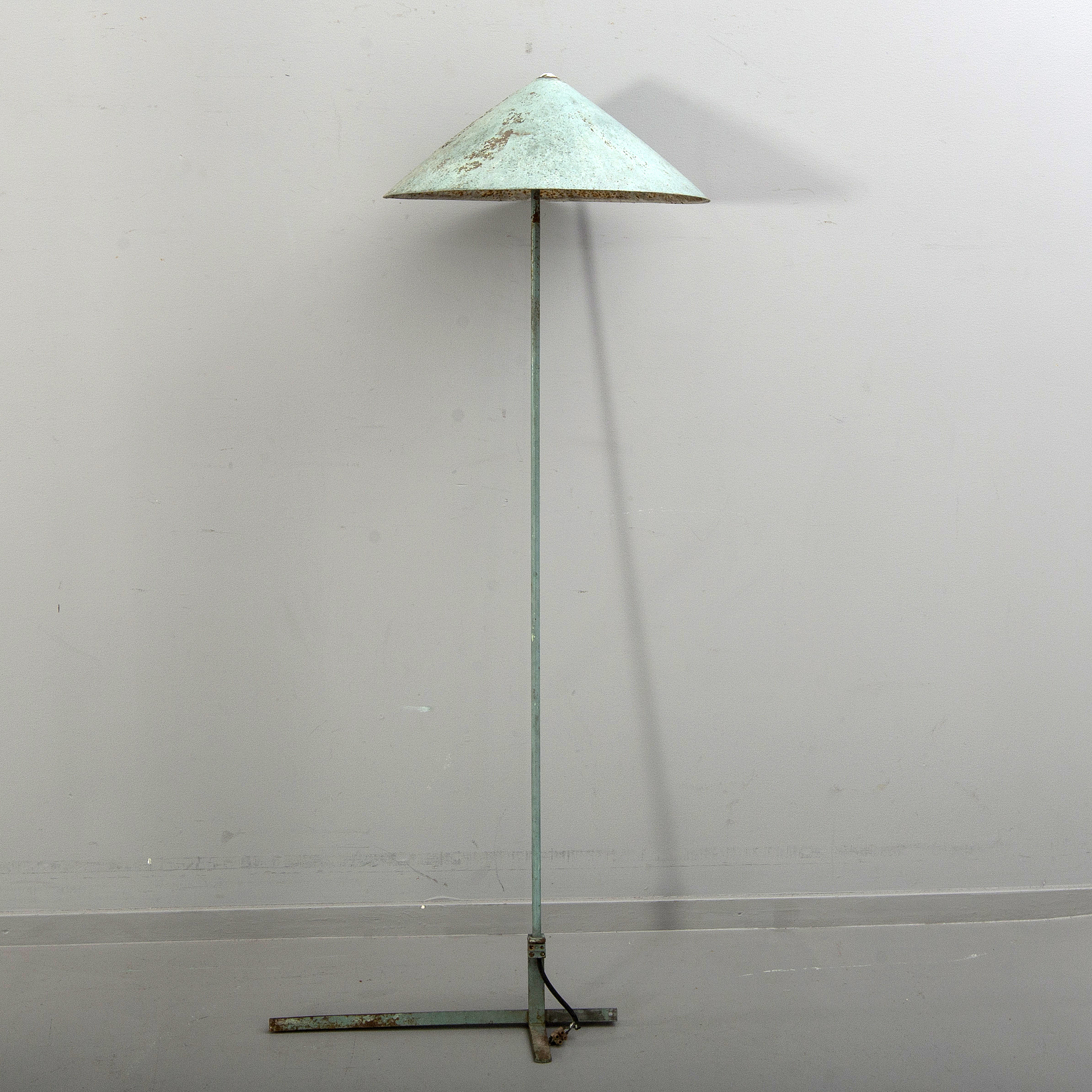 TRÄDGÅRDSBELYSNING 1900-talets mitt. - Bukowskis