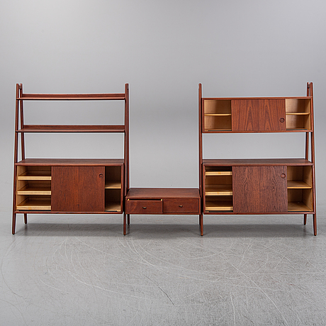 A three-piece teak 'Vamo' bookcase, design Anton Borg and Arne Vodder ...