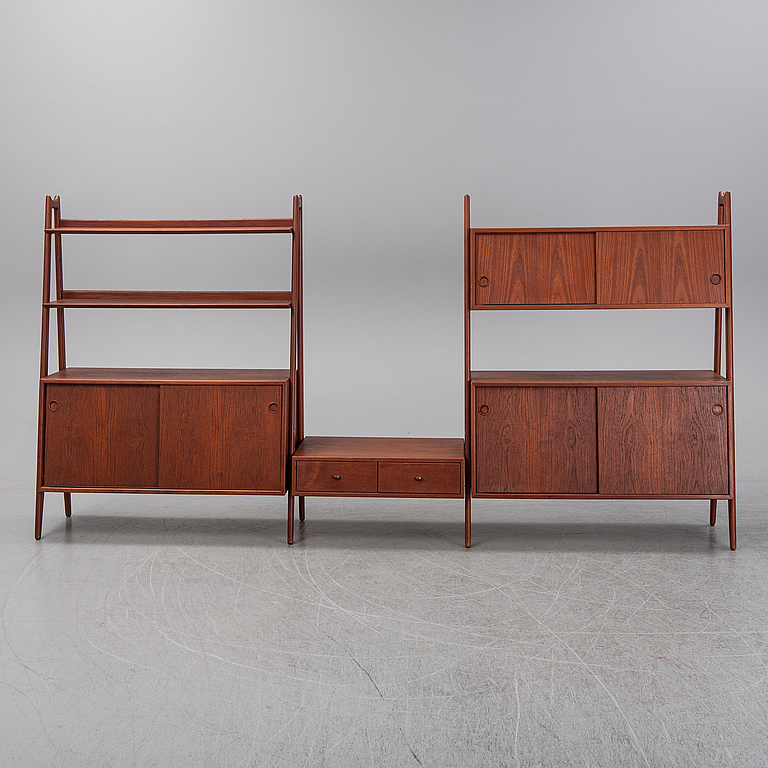 A three-piece teak 'Vamo' bookcase, design Anton Borg and Arne Vodder ...