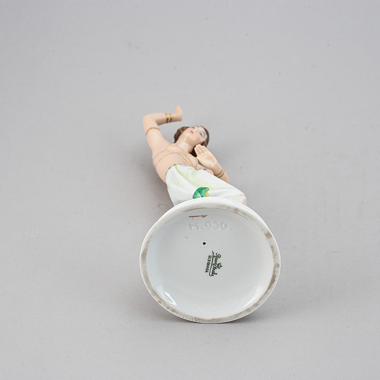 A Gustav Oppel porcelaine figurine, Rosenthal 1930s. - Bukowskis