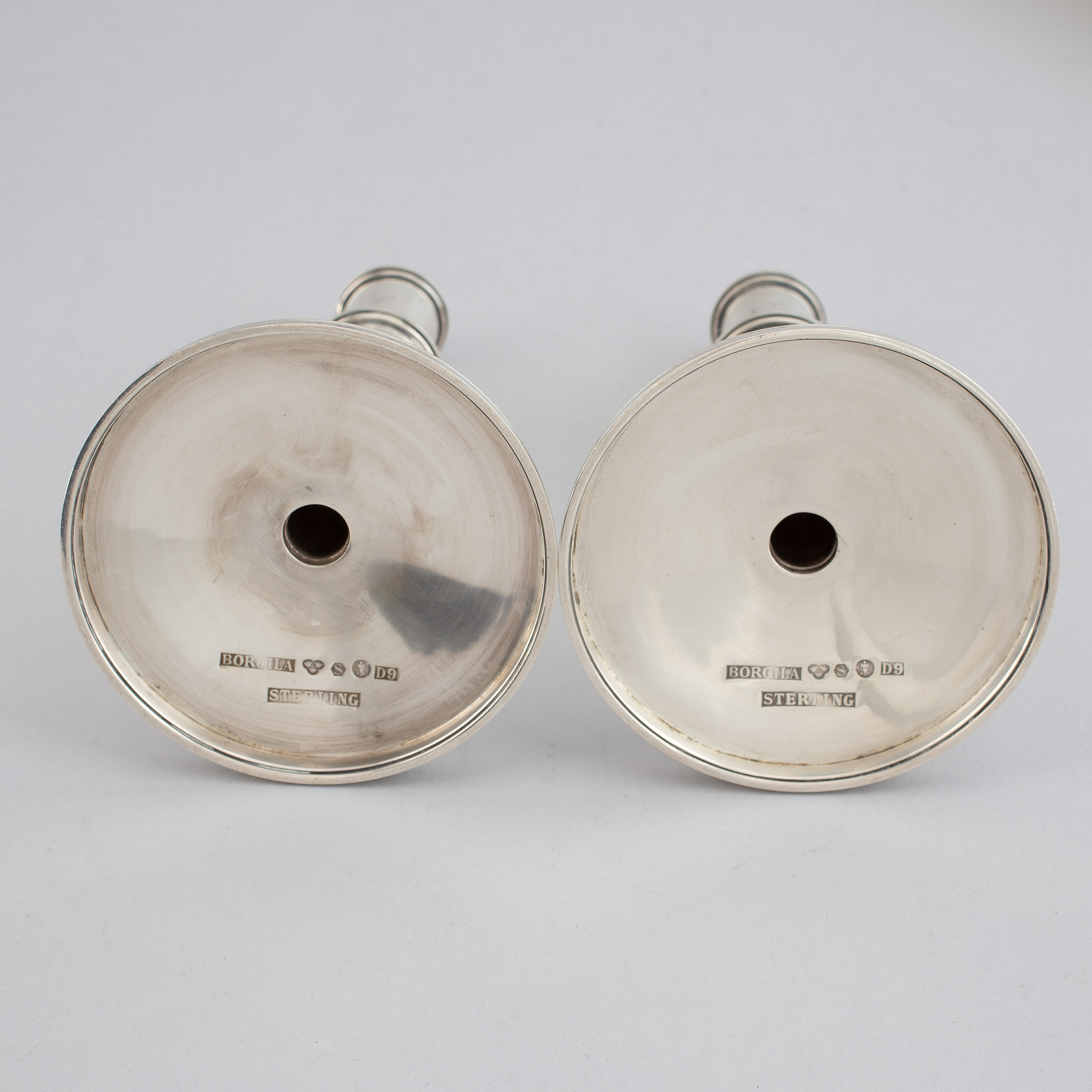 Atelier Borgila, ljusstakar, ett par, sterlingsilver, Stockholm 1954 ...