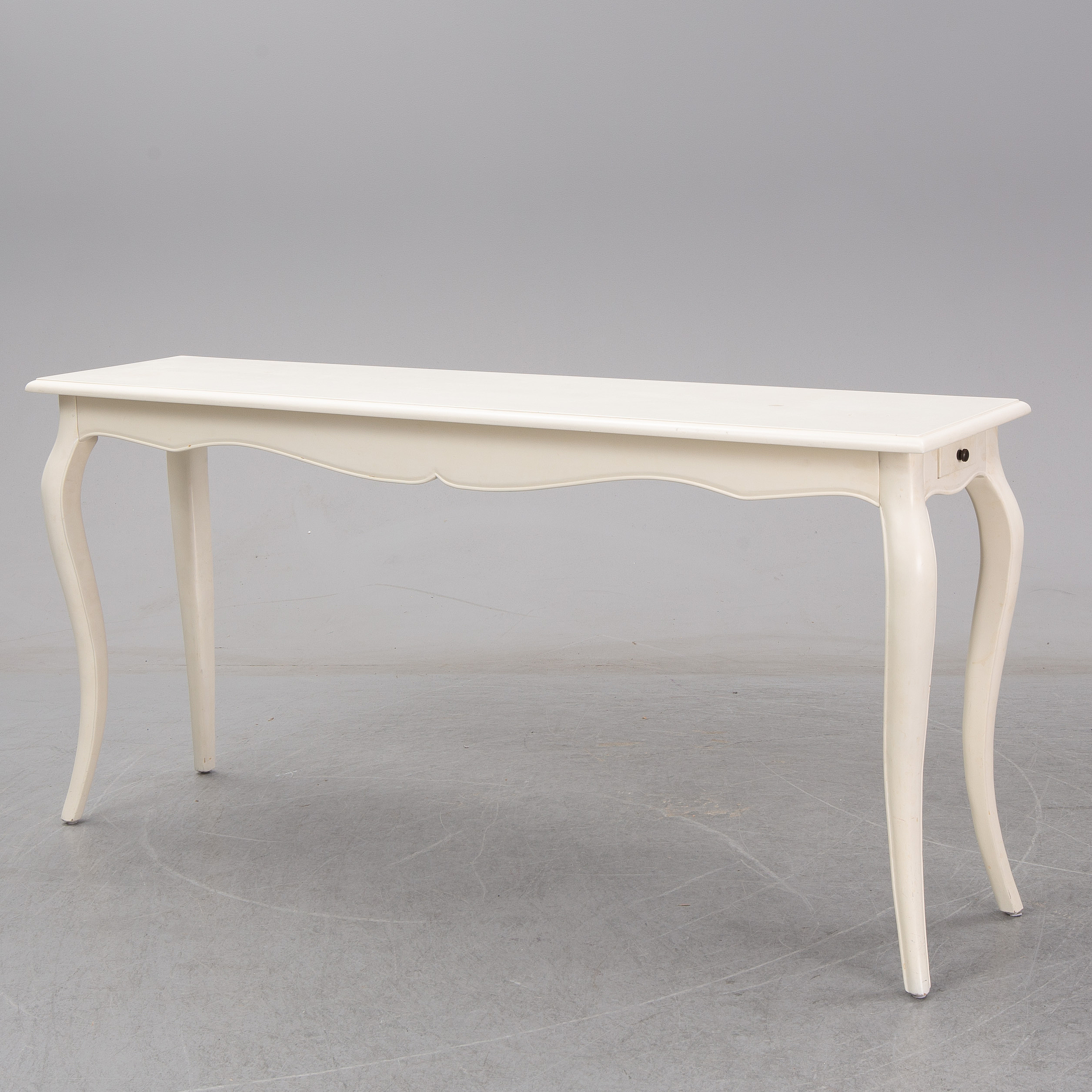 A modern rococo style table. - Bukowskis