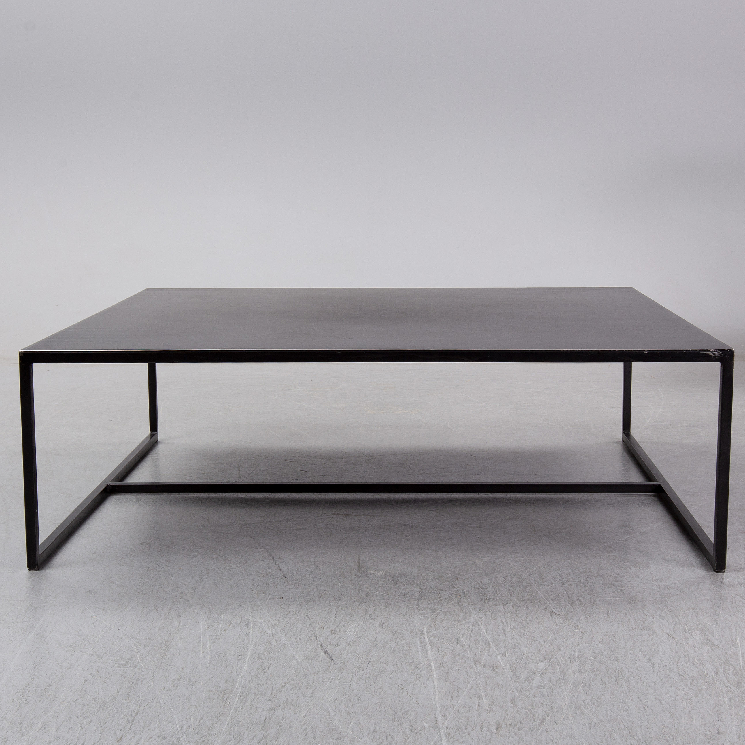 A steel coffee table, 21st Century. - Bukowskis