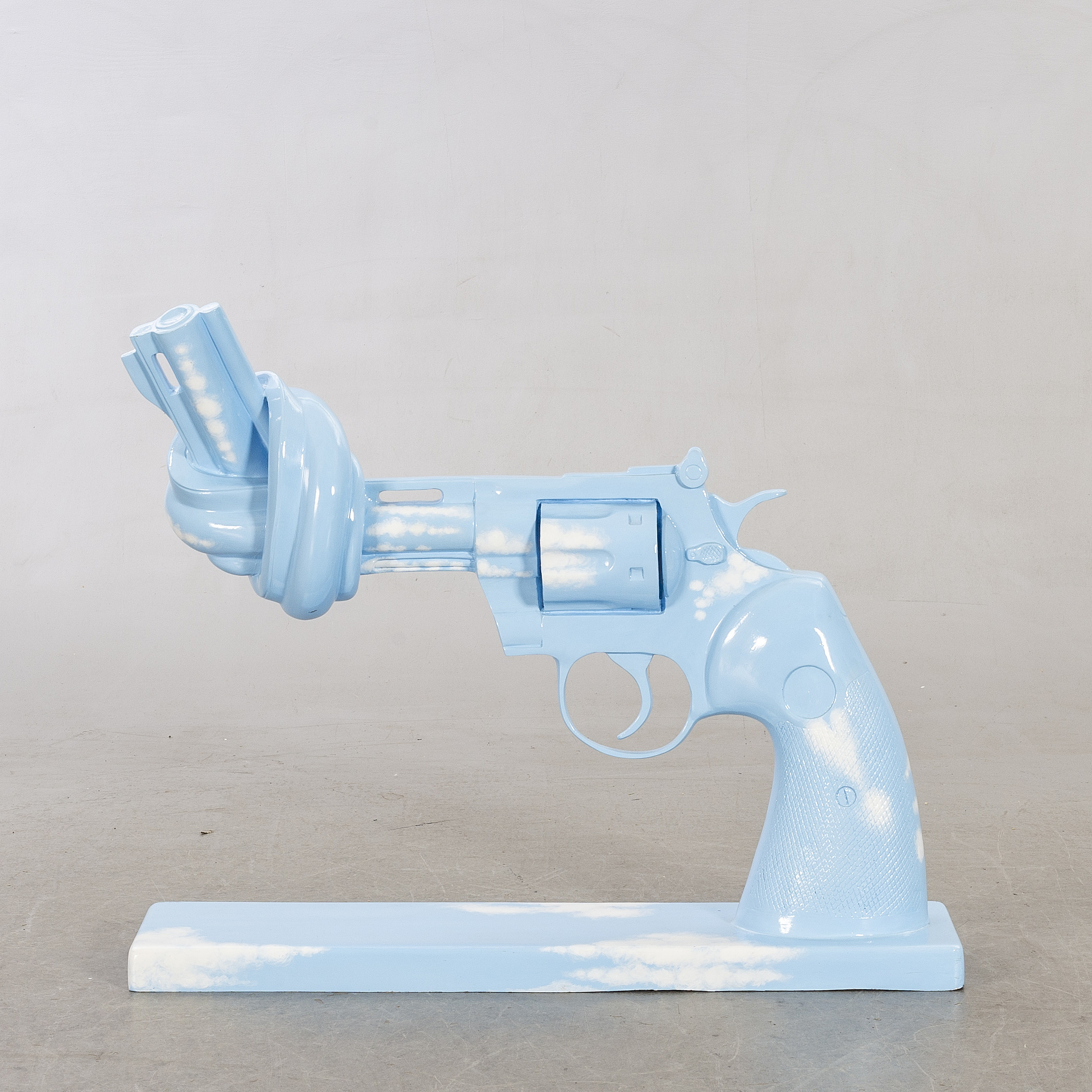 Carl Fredrik Reuterswärd, Non-Violence Project Foundation, skulptur ...