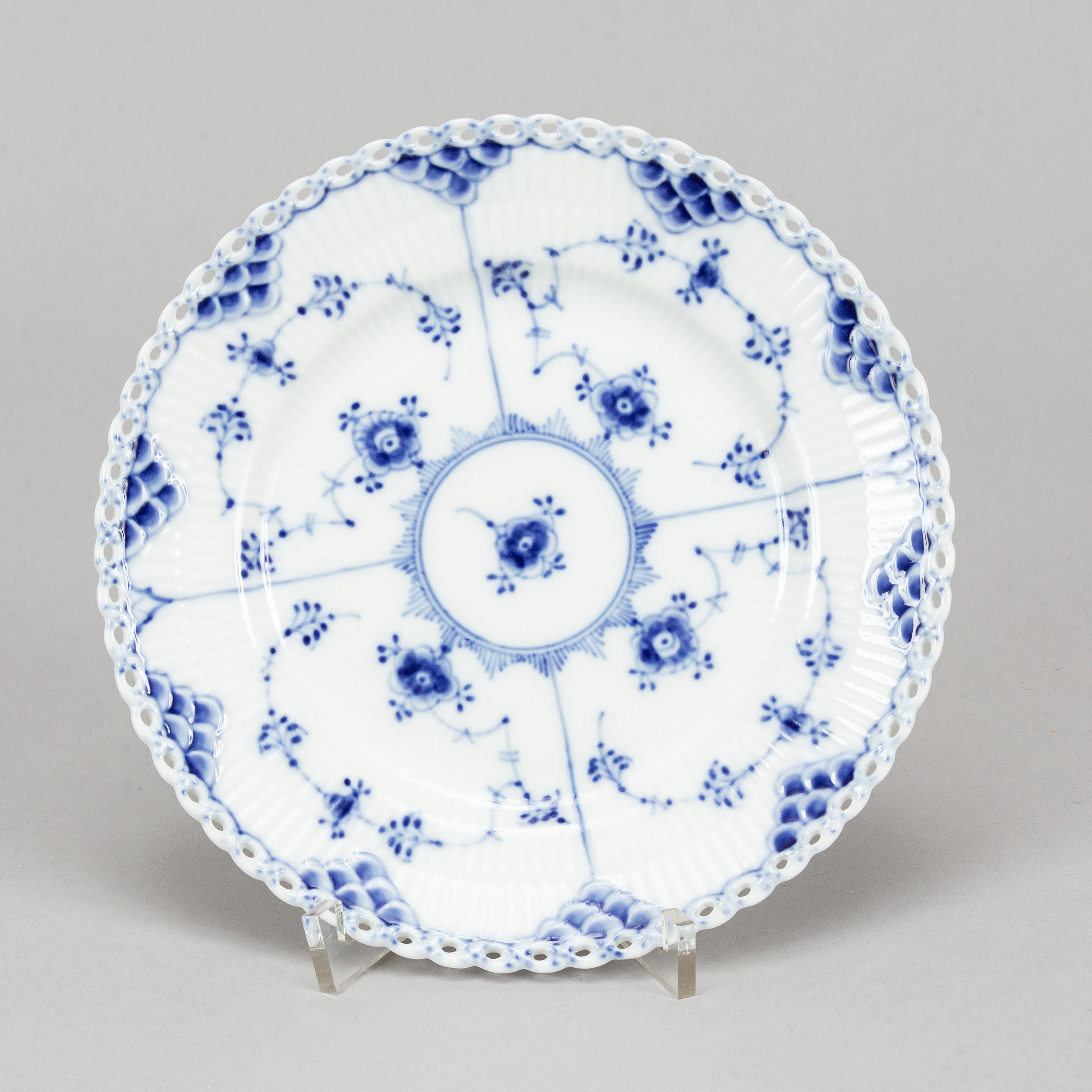 Royal Copenhagen, kaffeservis, 32 delar, porslin. "Musselmalet ...