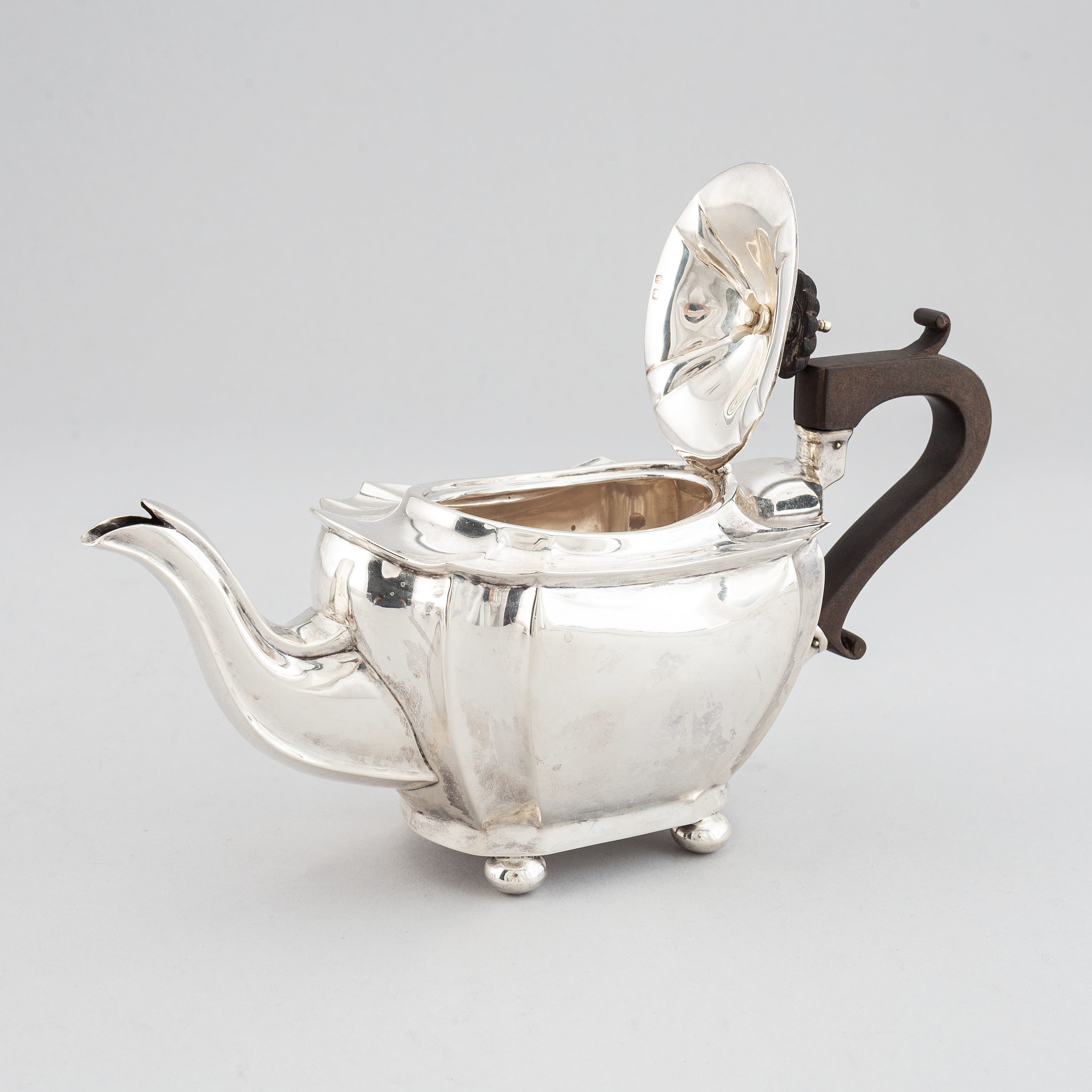 Joseph Gloster Ltd, teservis, 3 delar, silver, Birmingham, 1910-12 ...