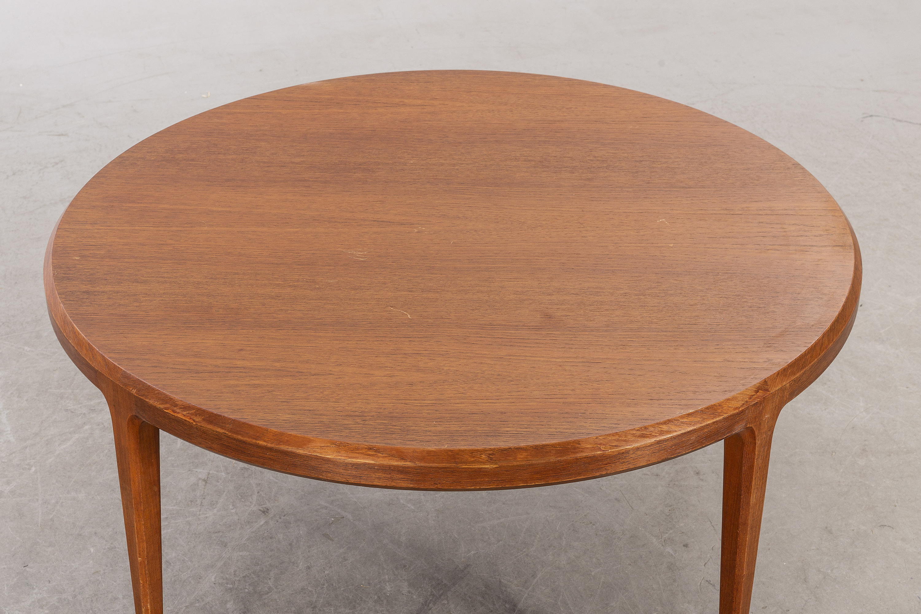 Round Teak Coffee Table By Johannes Andersen For Silkeborg Mobelfabrik 1950s. - Bukowskis