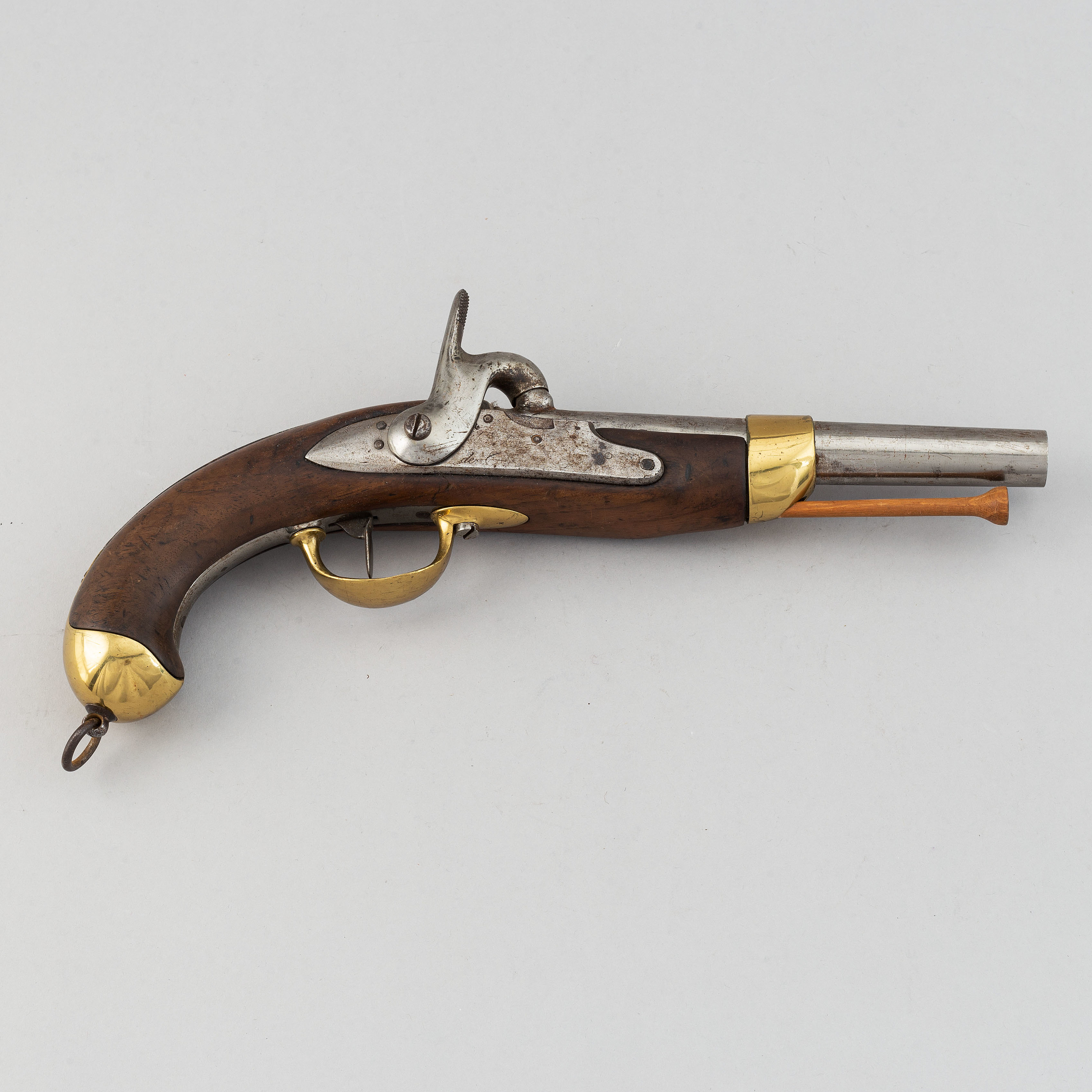 A French model 1822 pistol, converted from flintlock. - Bukowskis