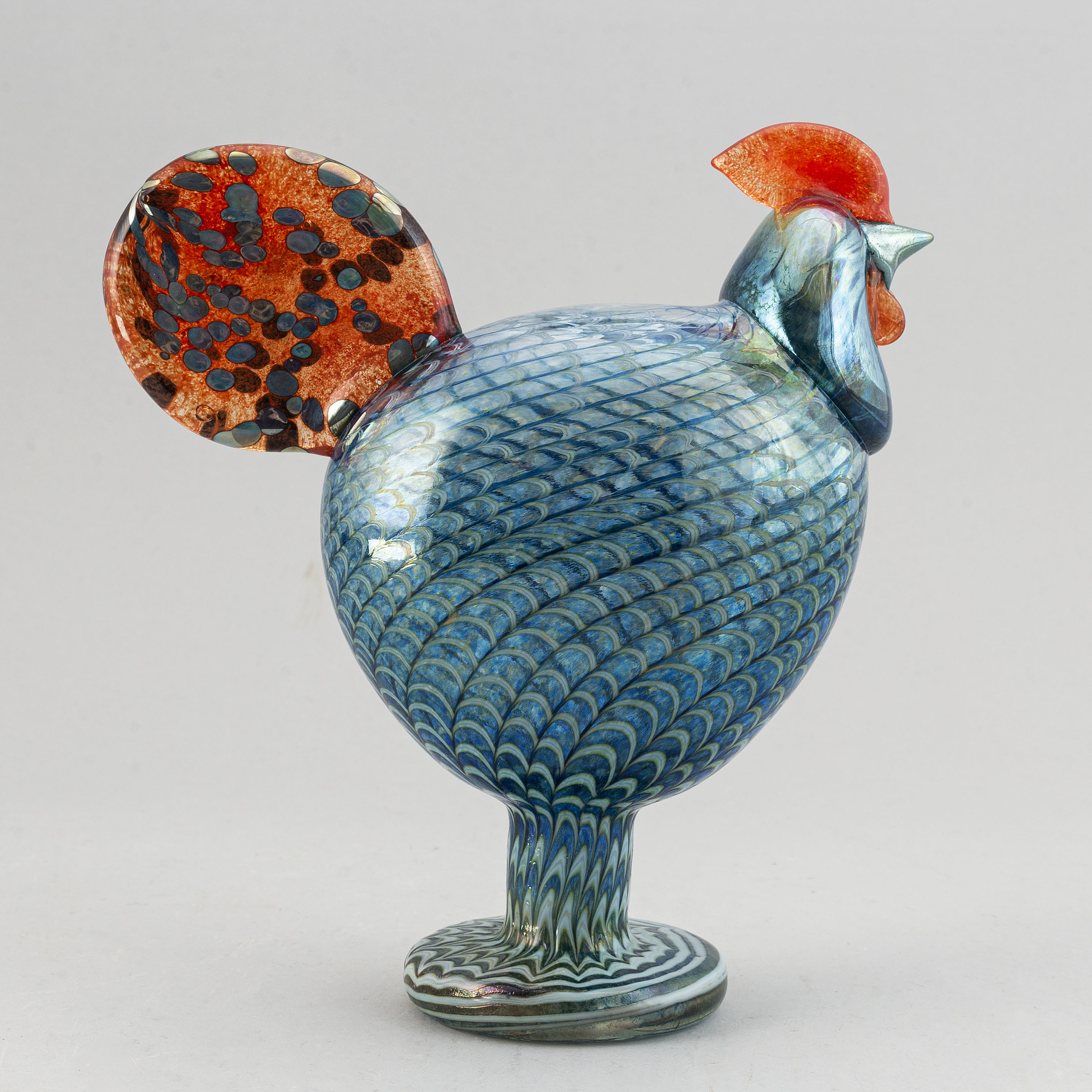 Oiva Toikka, a rooster glass sculpture, Nuutajärvi, Finland. - Bukowskis