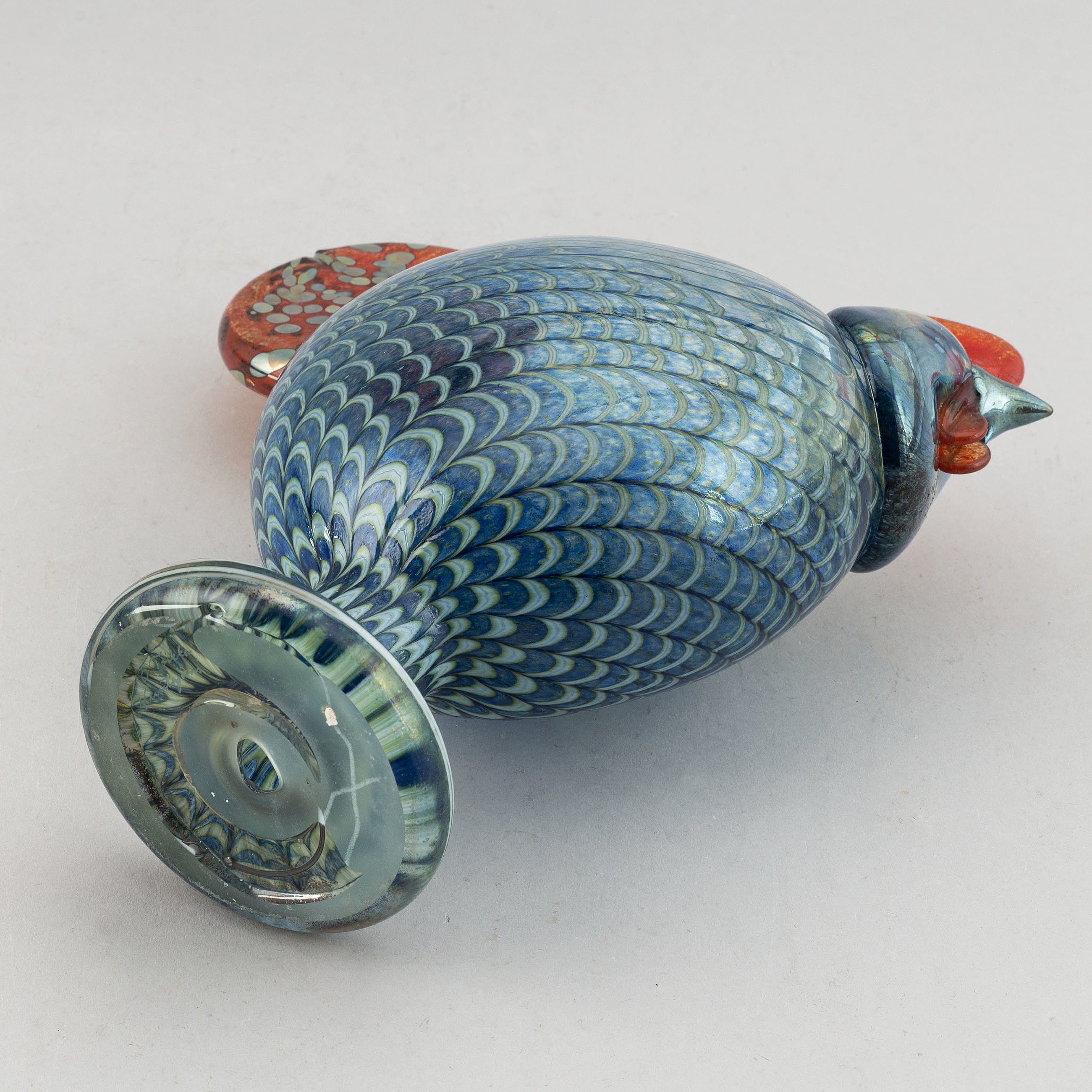 Oiva Toikka, a rooster glass sculpture, Nuutajärvi, Finland. - Bukowskis