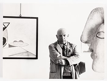 Kary Lasch, fotografi föreställande Picasso stämpel och dedikation a ...