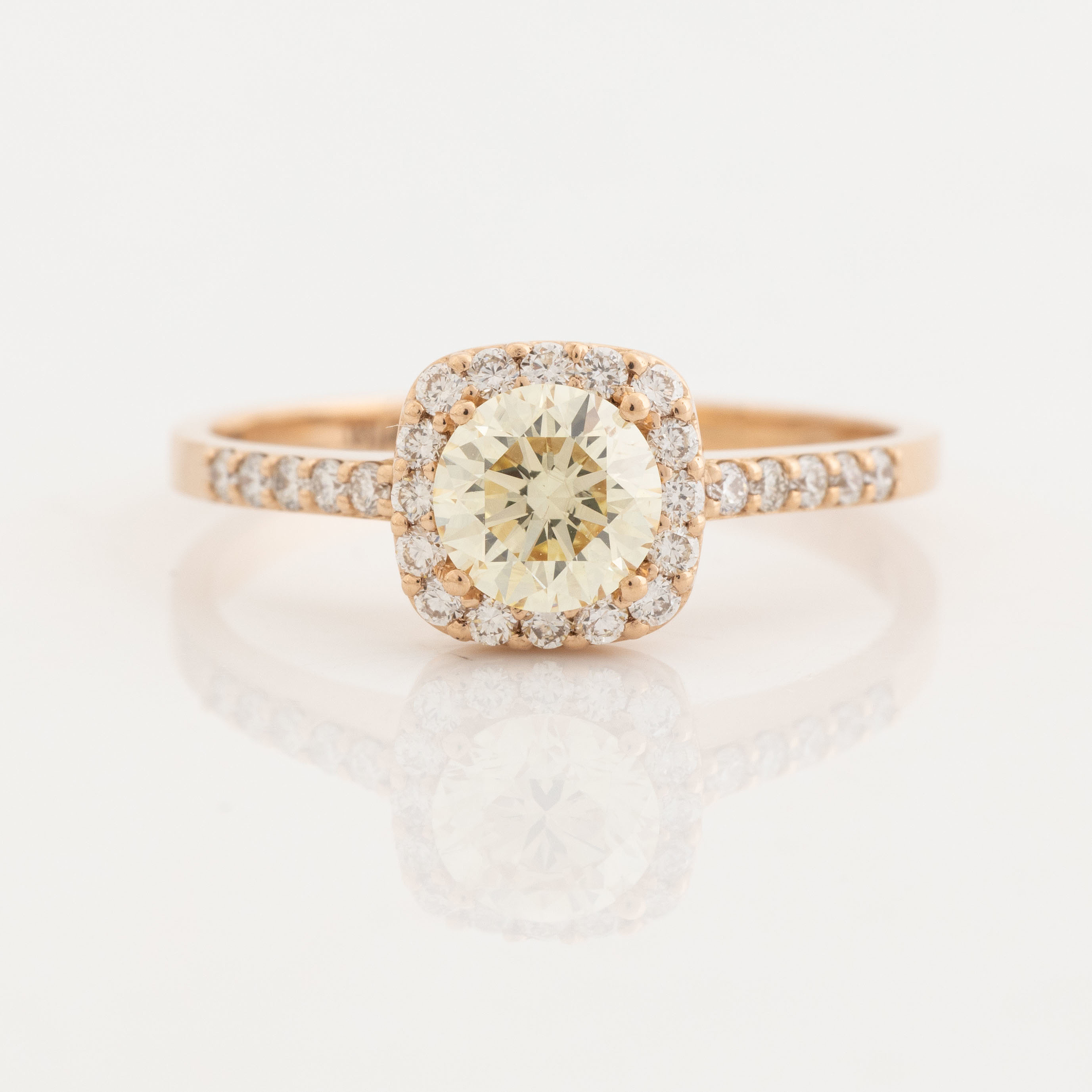 Brilliant-cut diamond ring. - Bukowskis