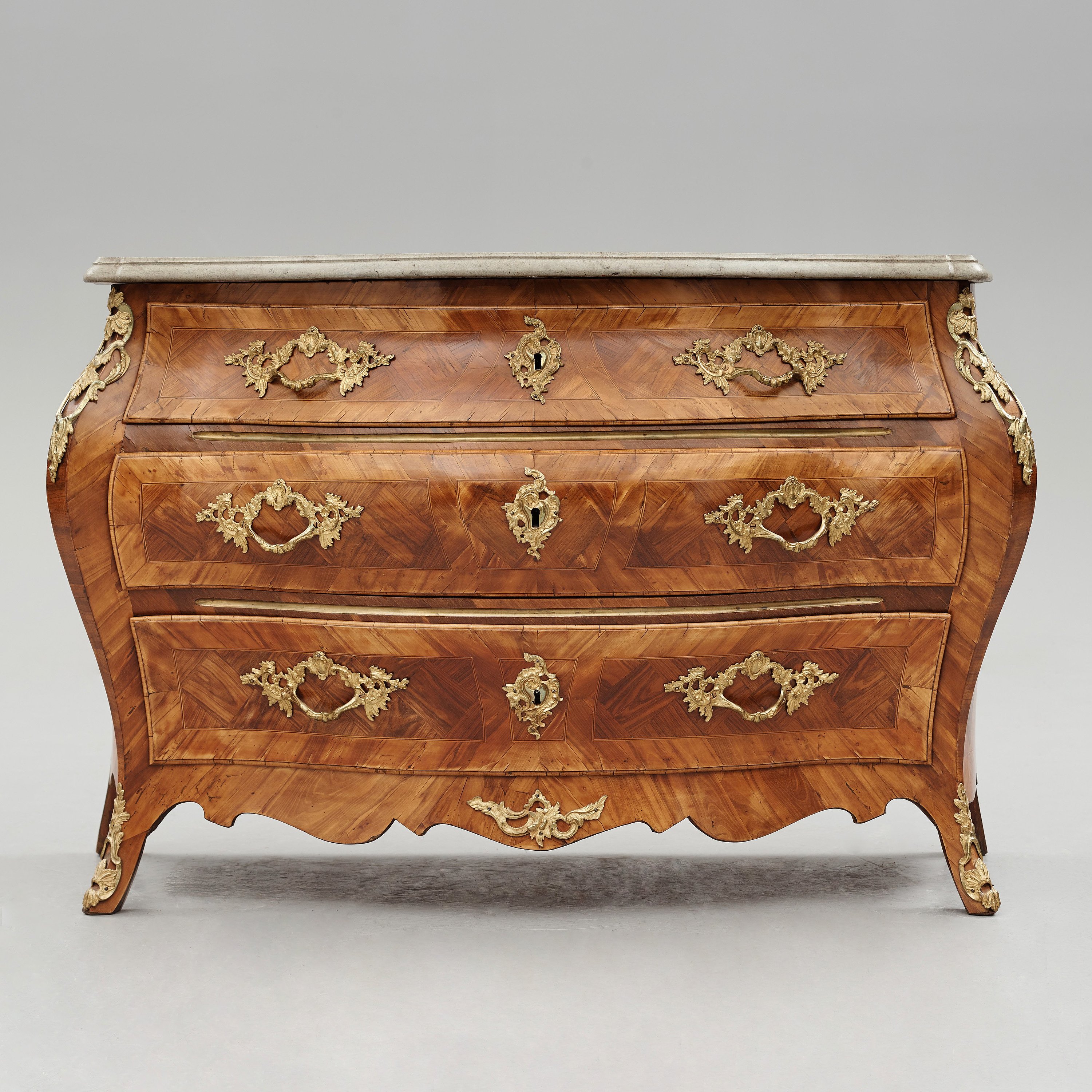 A Swedish Rococo commode. - Bukowskis