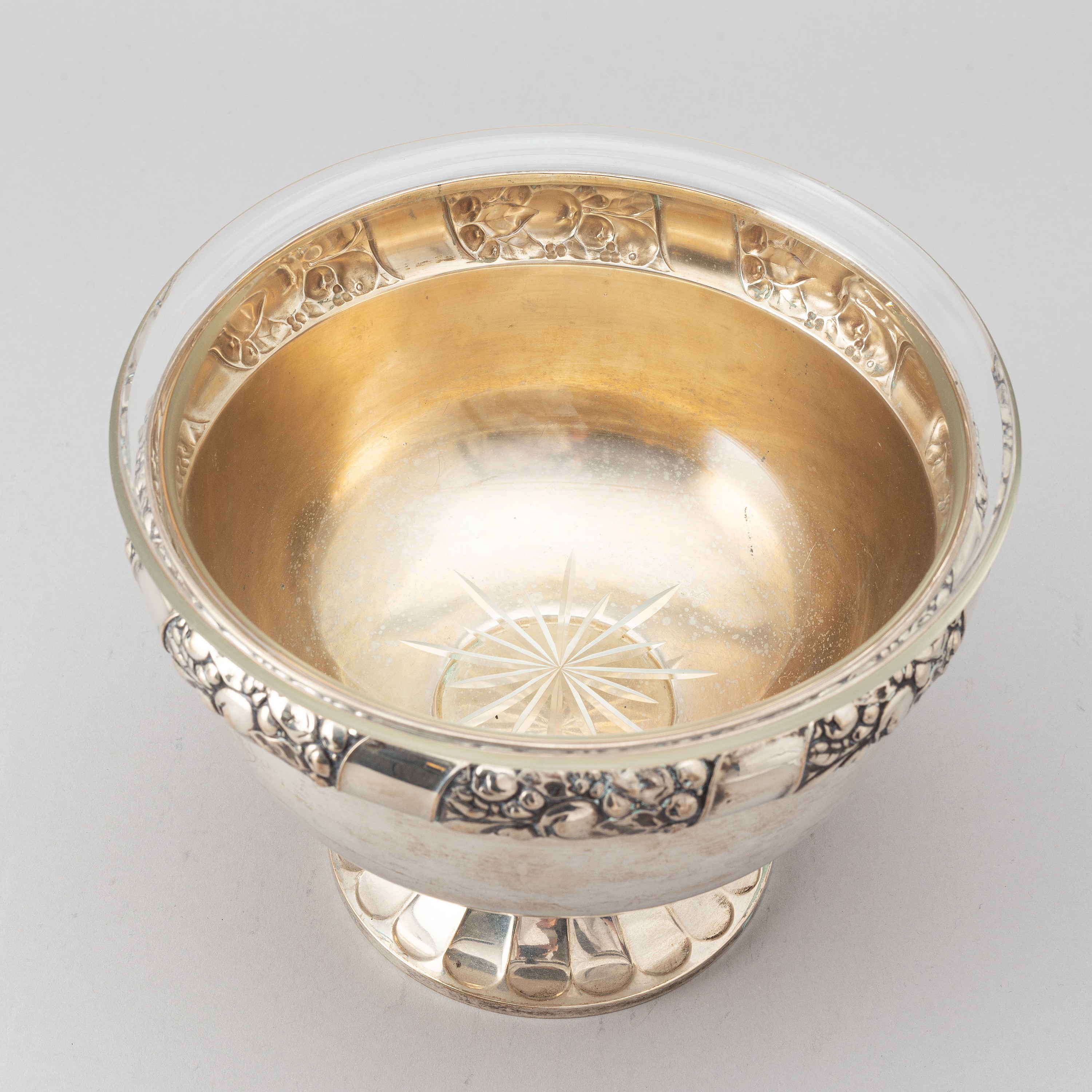 H. Meyen & Co. (1846- ca 1950). Skål, silver med glasinsats, Tyskland ...