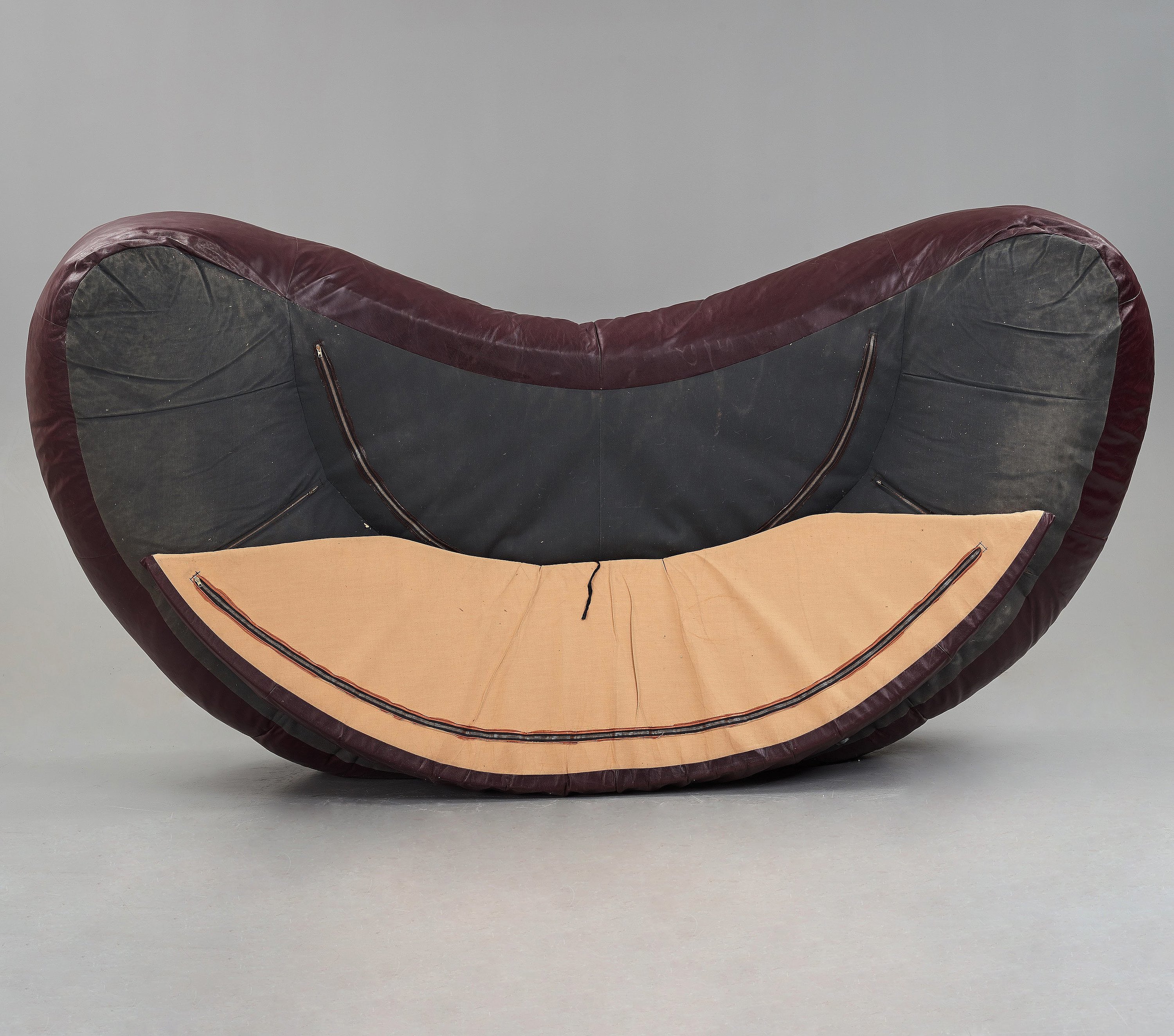 Raphael Raffel / Raphaël, a 'Croissant' sofa, Maison Honoré, Paris 1970 ...