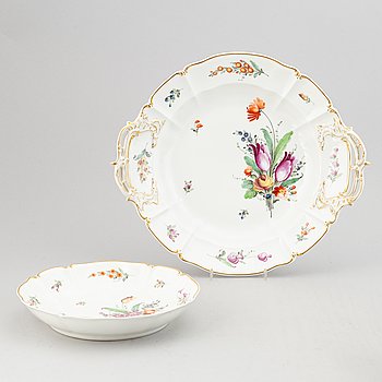 A rococo style dining service, 68 pcs, from Nymphenburg, Germany ...