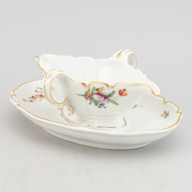 A rococo style dining service, 68 pcs, from Nymphenburg, Germany ...